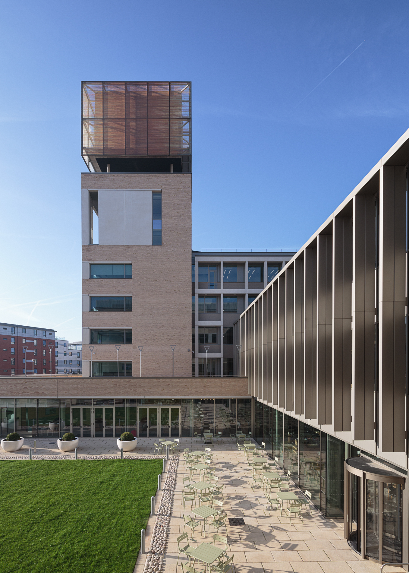 Gallery of Cambridge Assessment HQ / Eric Parry Architects - 13