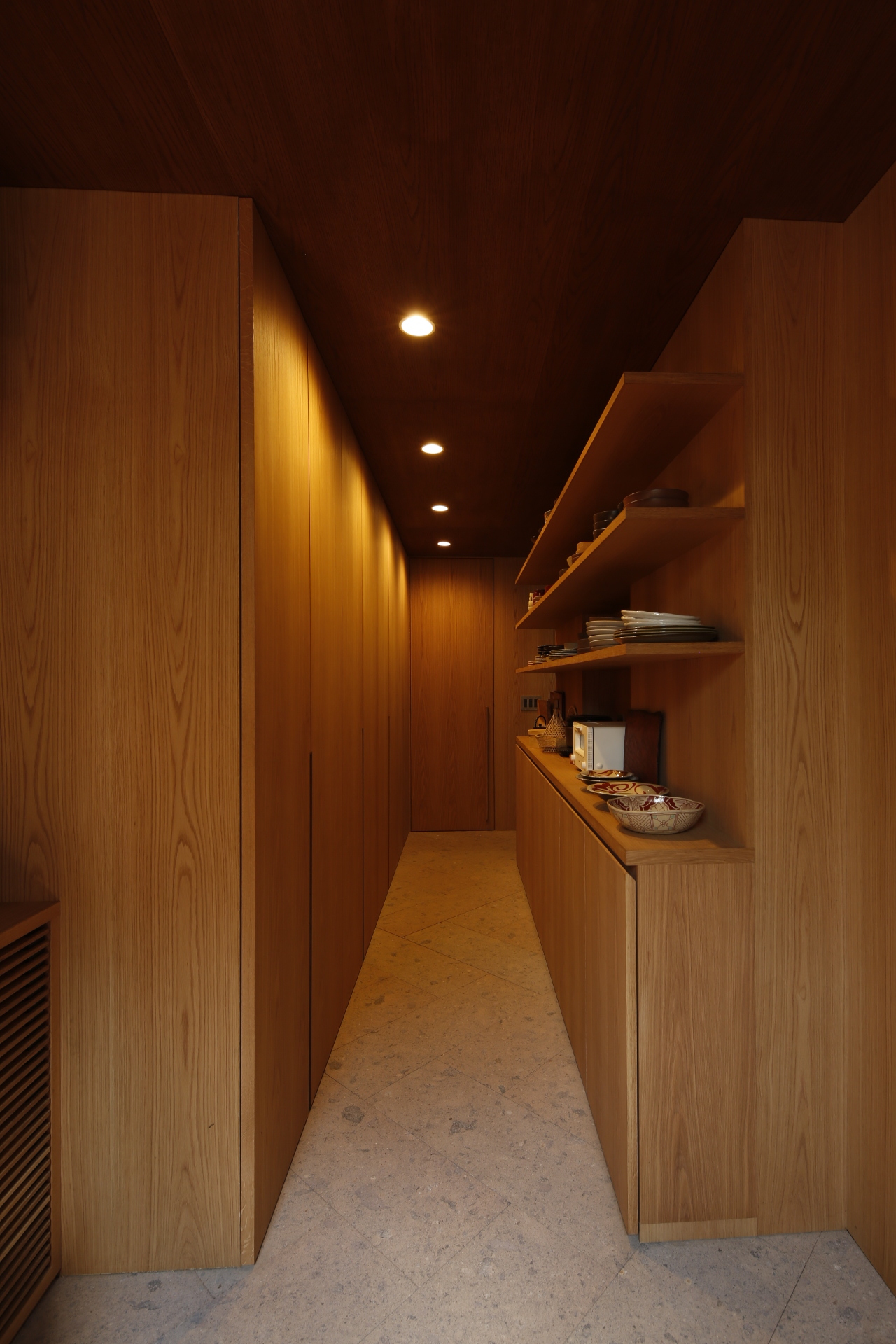 Gallery of Todoroki House in Valley / Atelier Tsuyoshi Tane Architects - 10