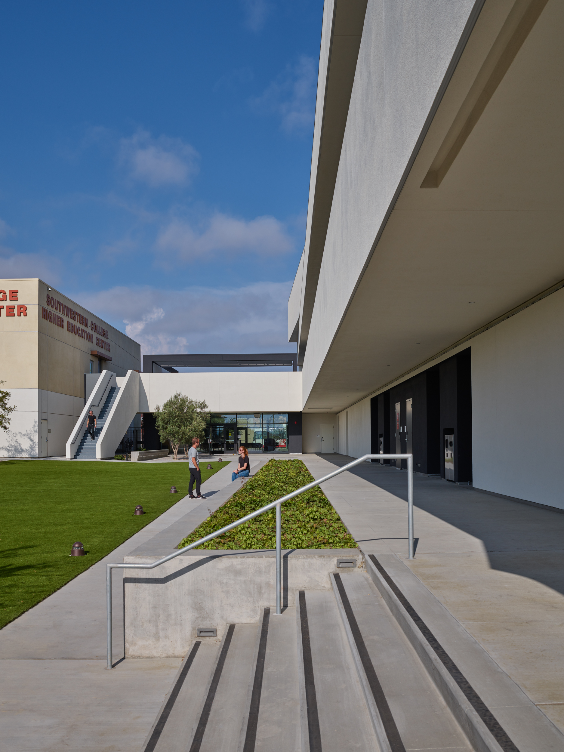 Gallery of Southwestern College Allied Health Sciences Building ...