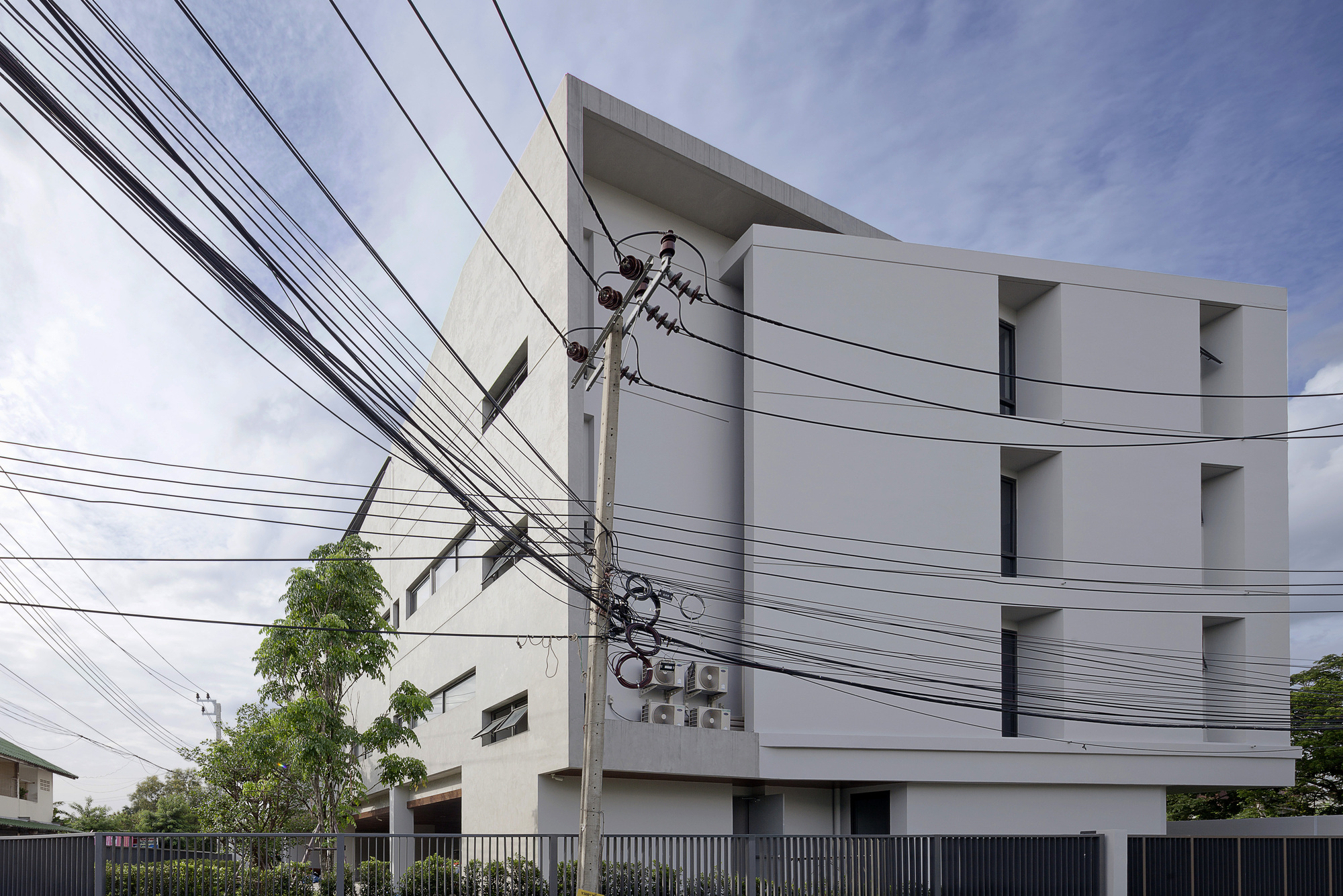 Gallery of Exion Office Building / I Like Design Studio - 20