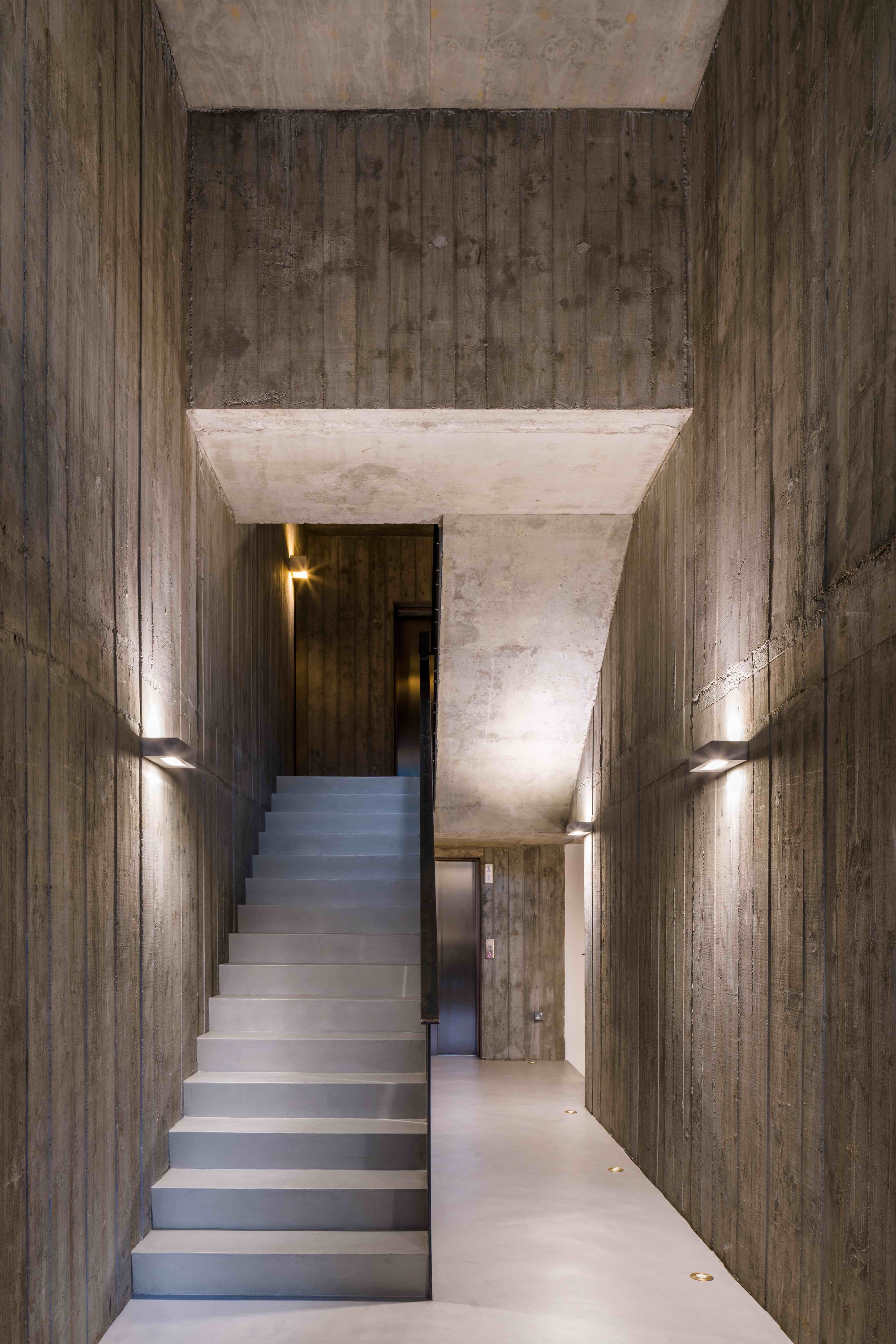 Gallery of Grosvenor Avenue / fourth_space - 3