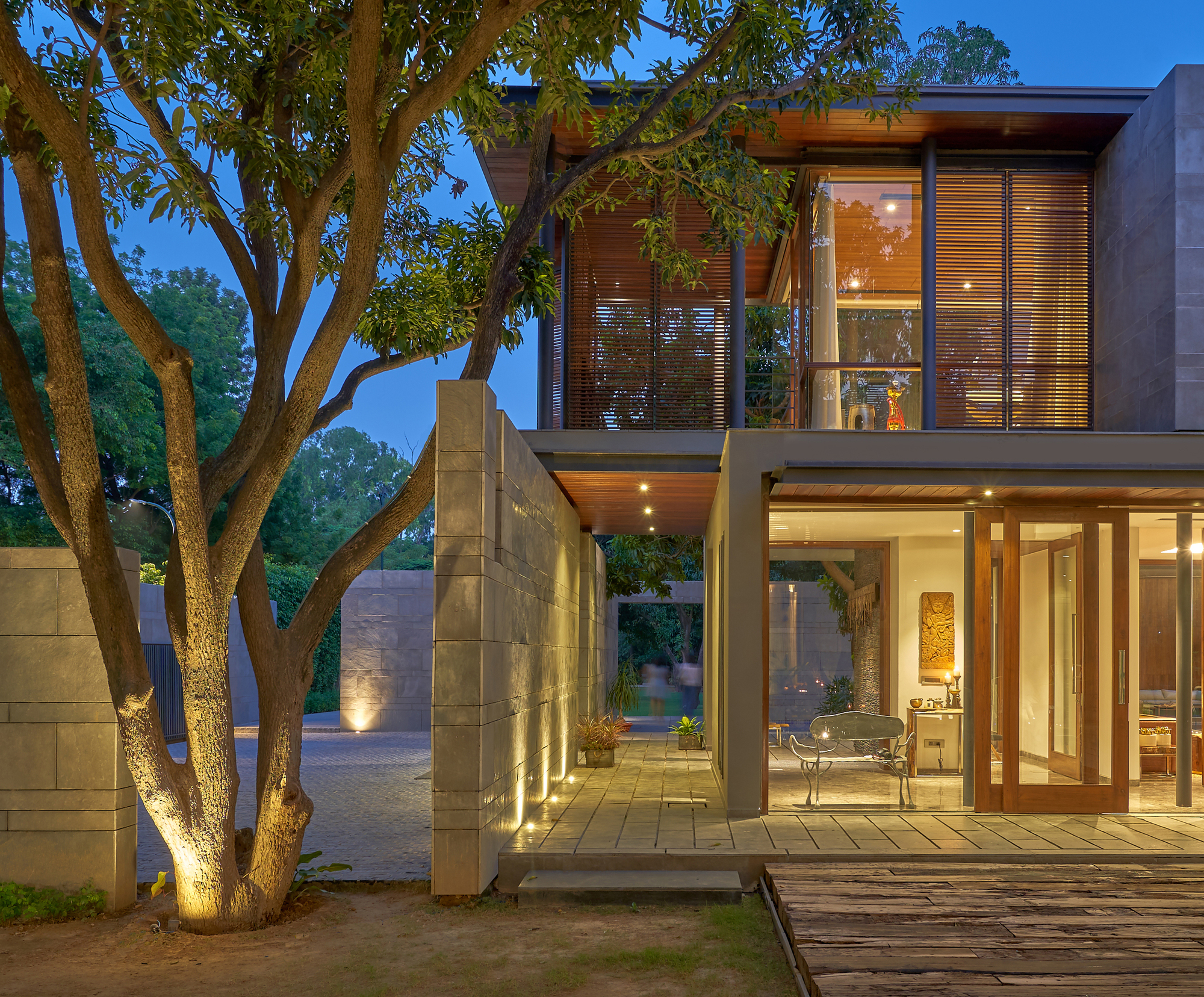 Gallery of Orchard House / DADA Partners - 14