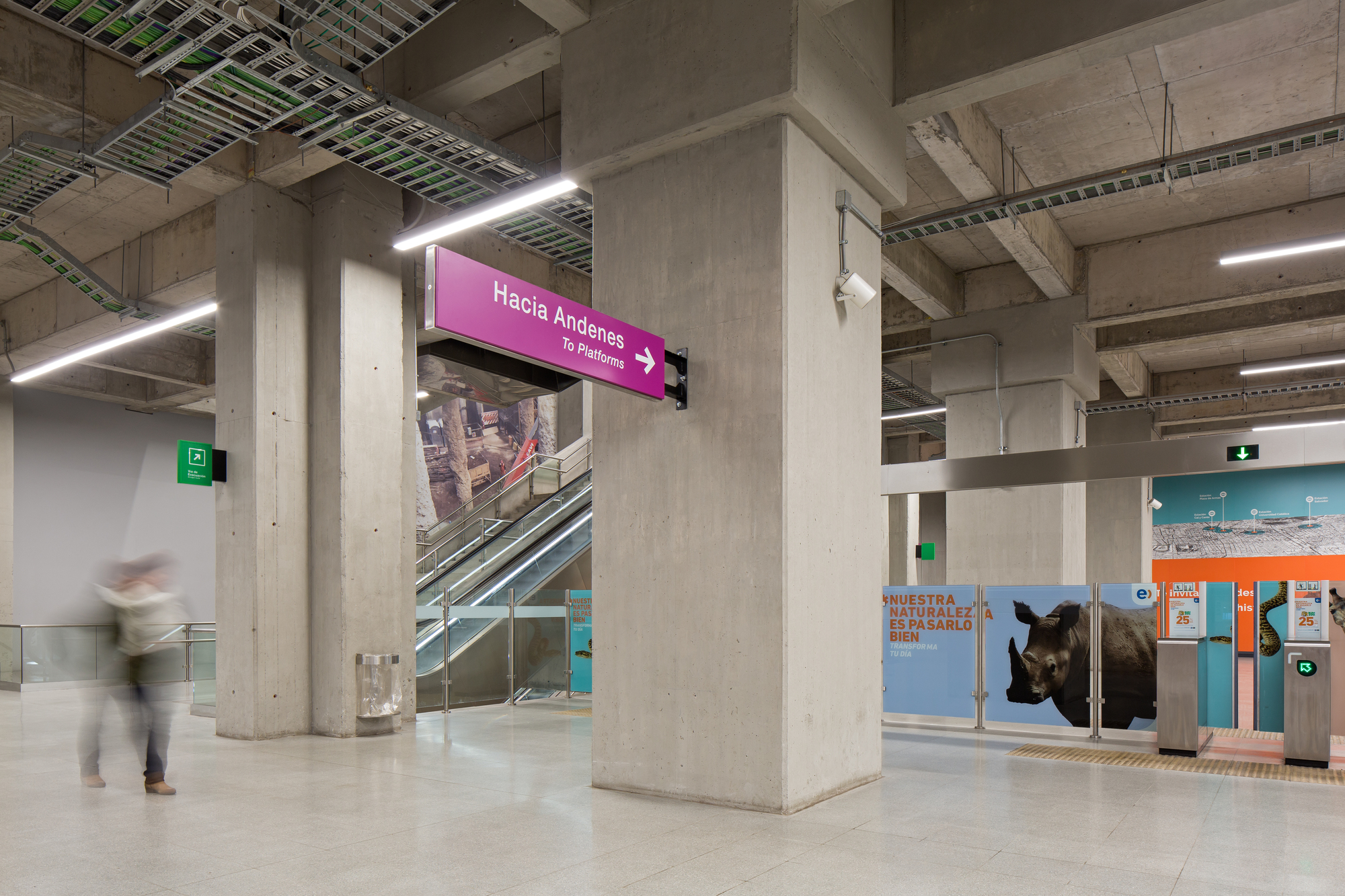 Galería de Estaciones de la Línea 6 de Metro de Santiago / IDOM - 20