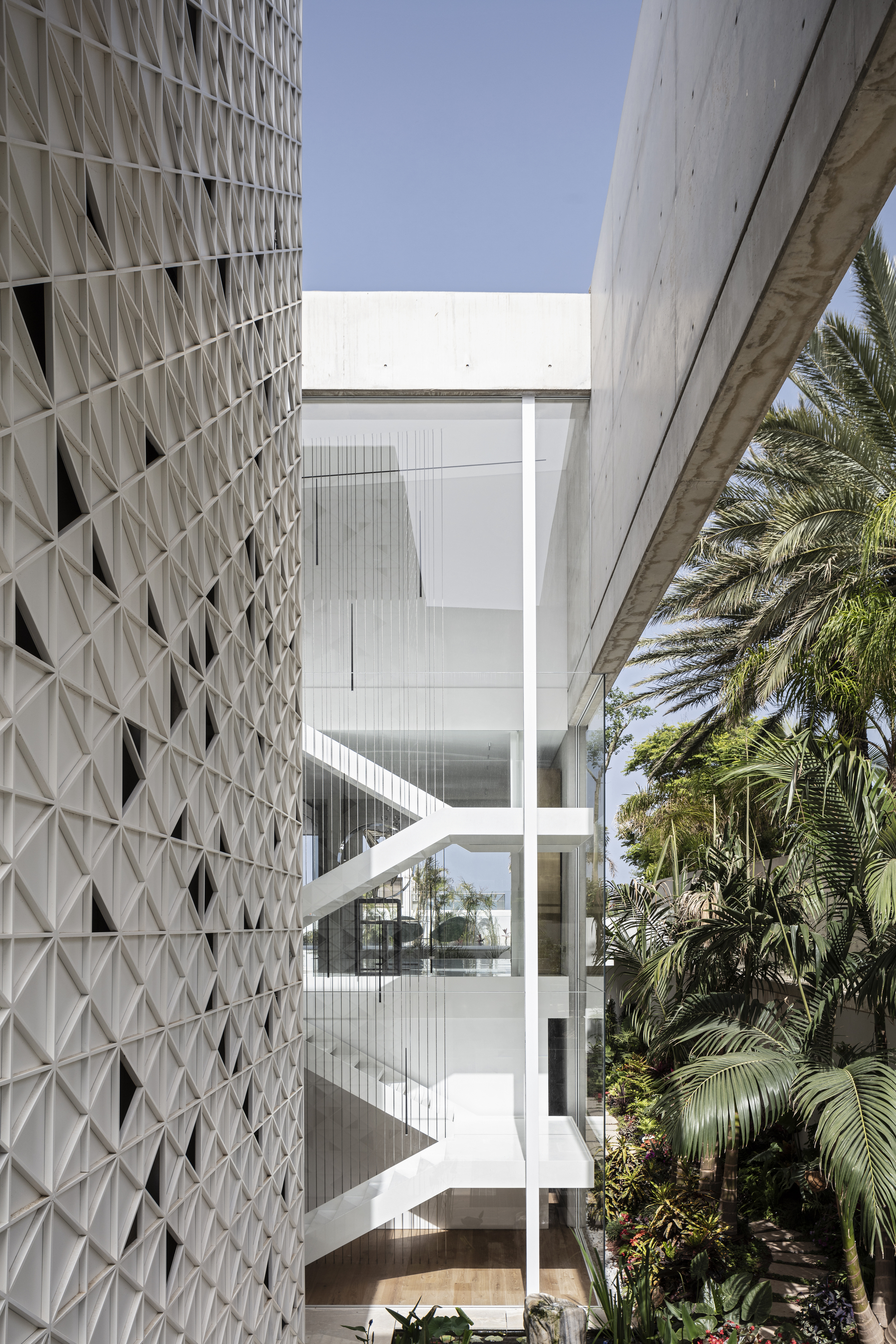 Gallery of D3 House / Pitsou Kedem Architects - 36