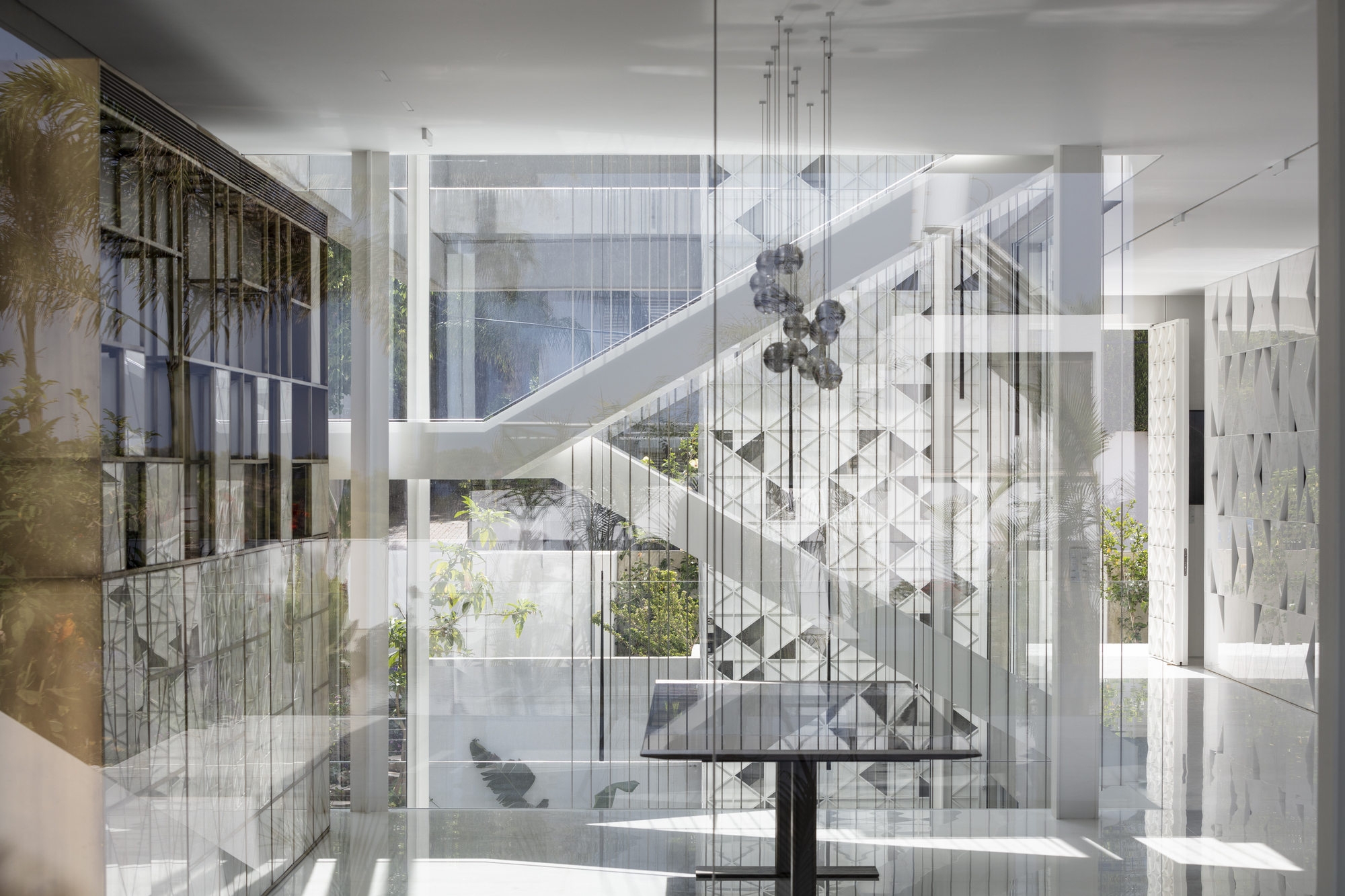 Gallery of D3 House / Pitsou Kedem Architects - 7