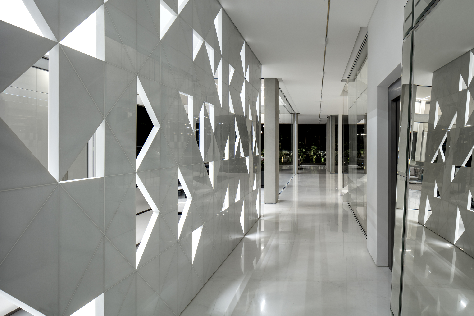 Gallery of D3 House / Pitsou Kedem Architects - 41