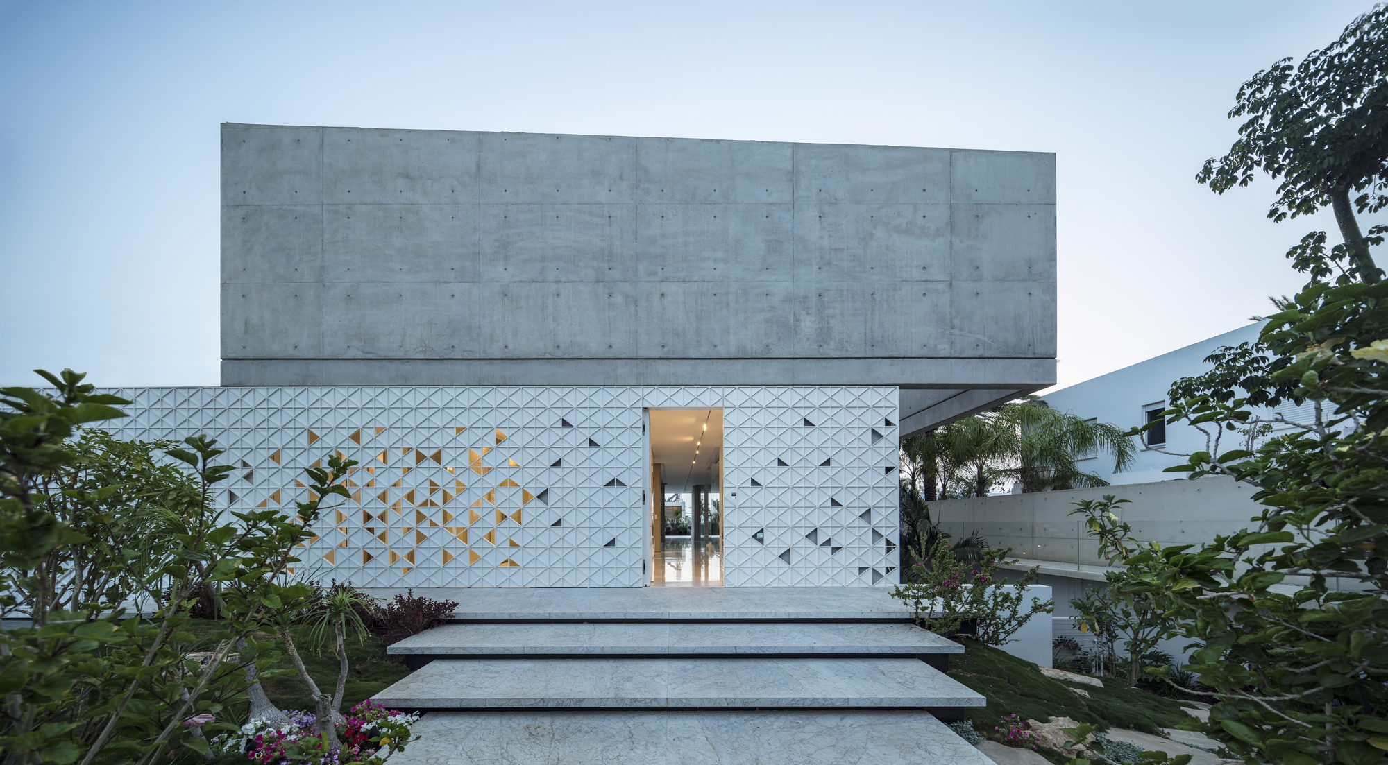 Gallery of D3 House / Pitsou Kedem Architects - 18
