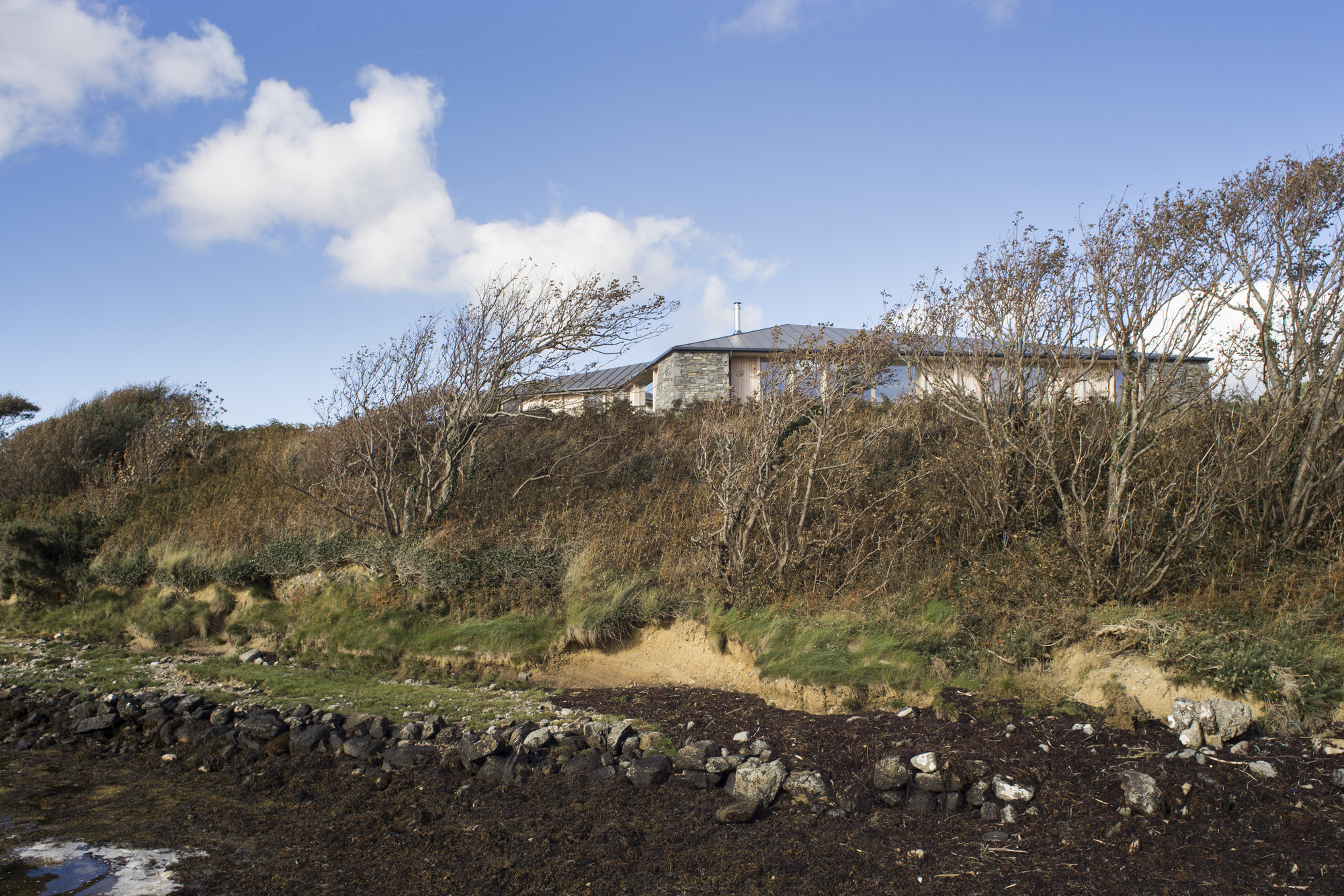 Gallery of House on Clifden Bay / Tierney Haines Architects - 14