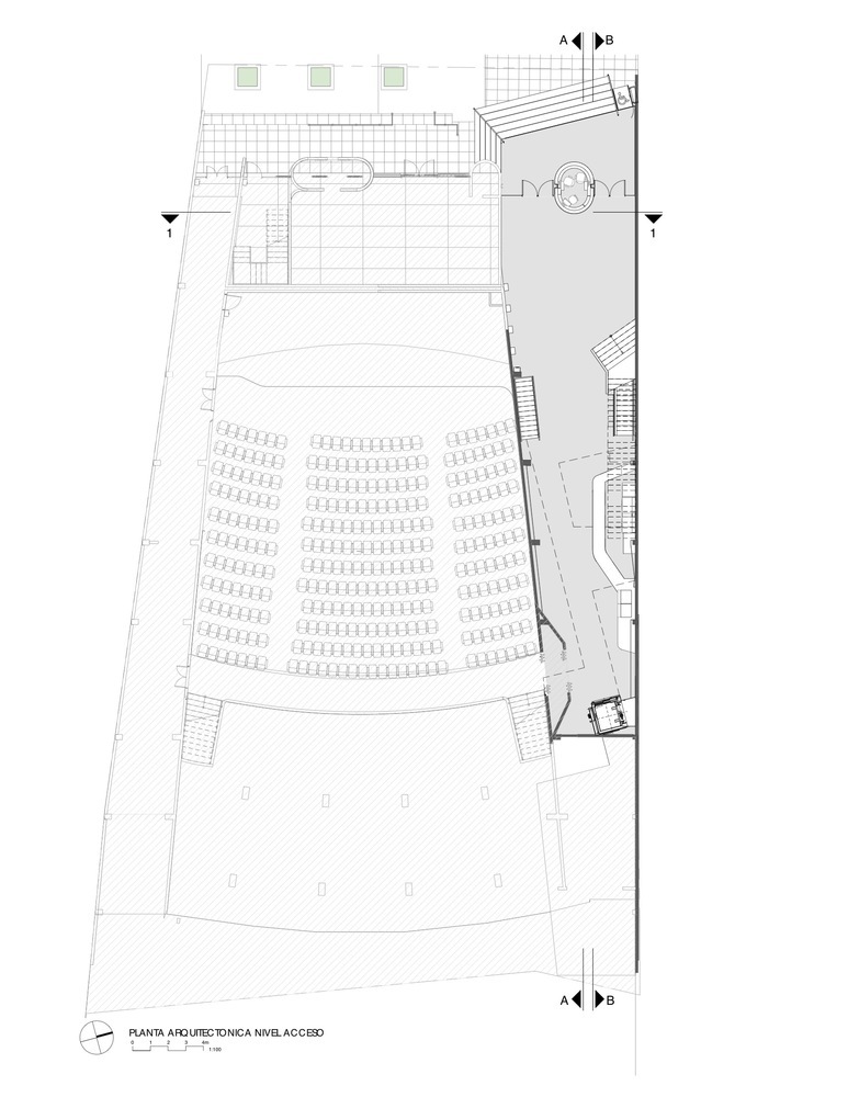 Gallery of Cinemas and Movie Theaters: Examples in Plan and Section - 17