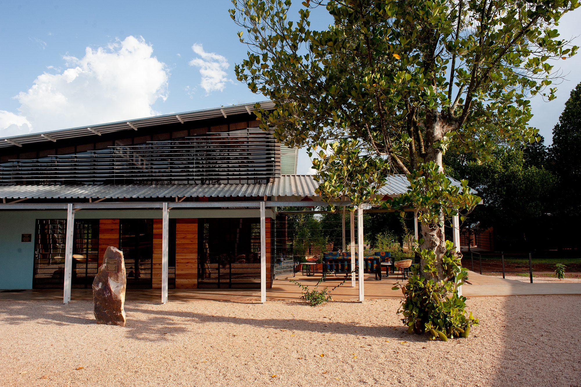 Gallery of Mpirigiti Rural Training Center / Localworks - 22