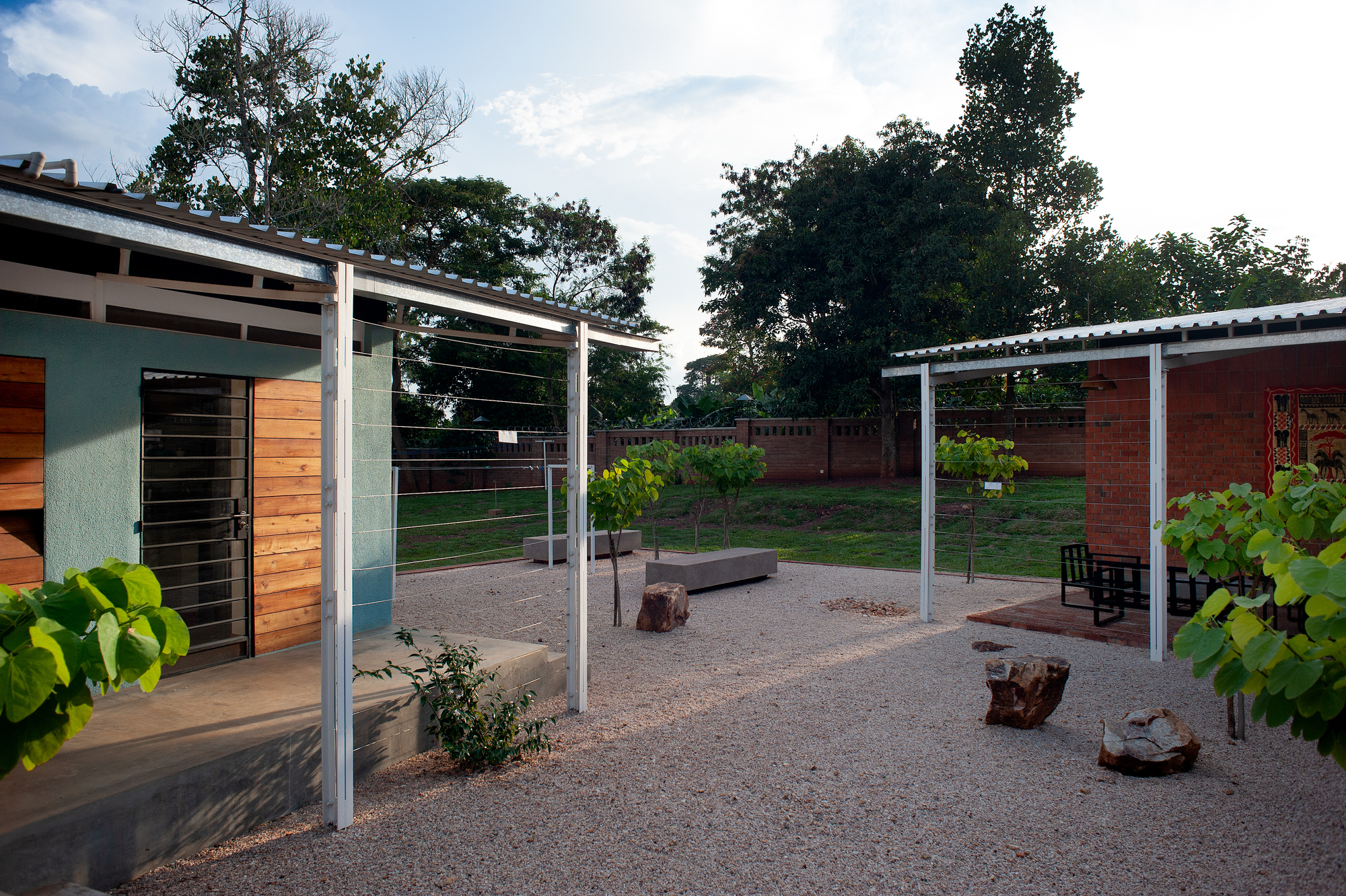 Gallery of Mpirigiti Rural Training Center / Localworks - 24