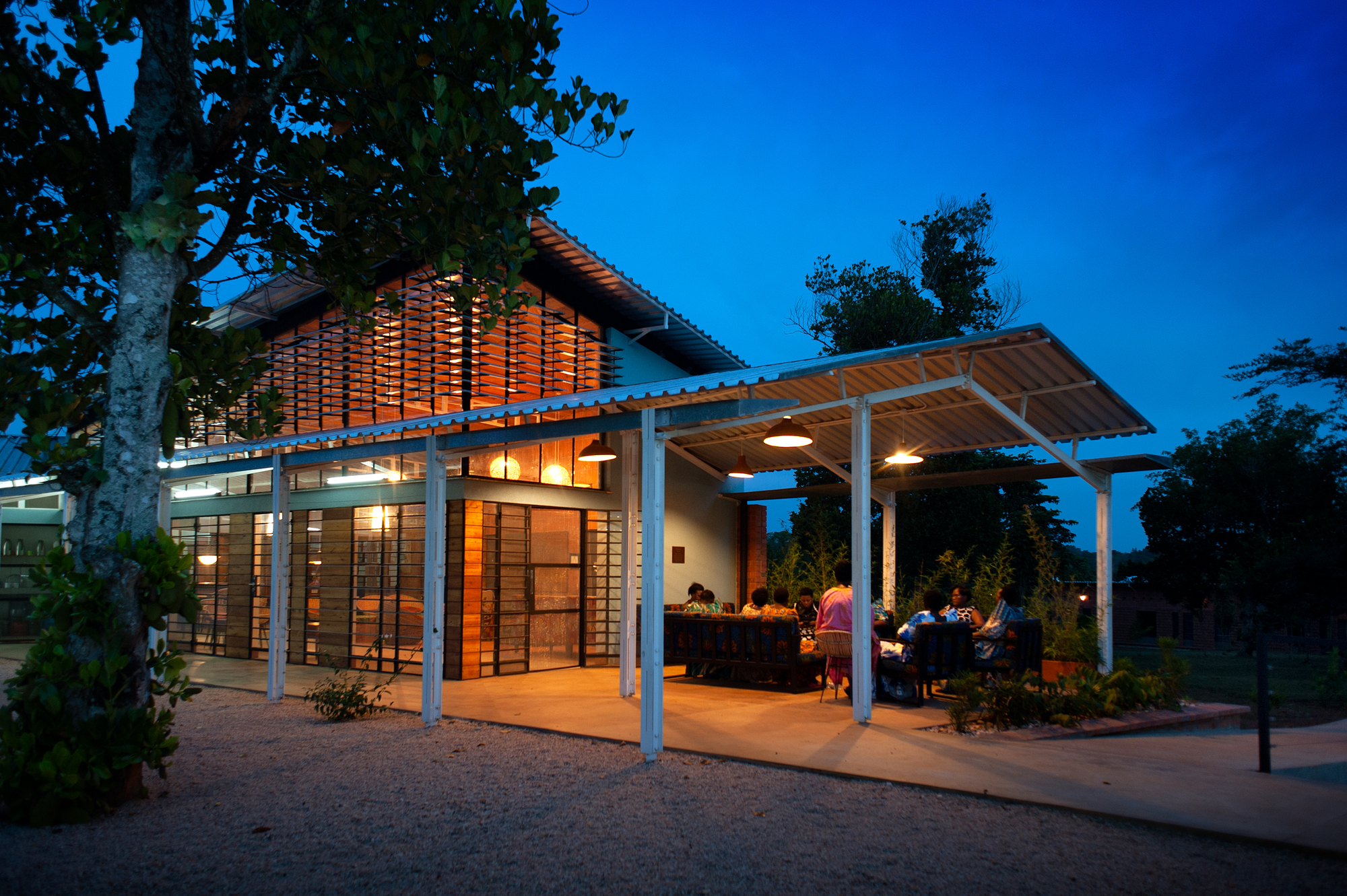 Gallery of Mpirigiti Rural Training Center / Localworks - 20