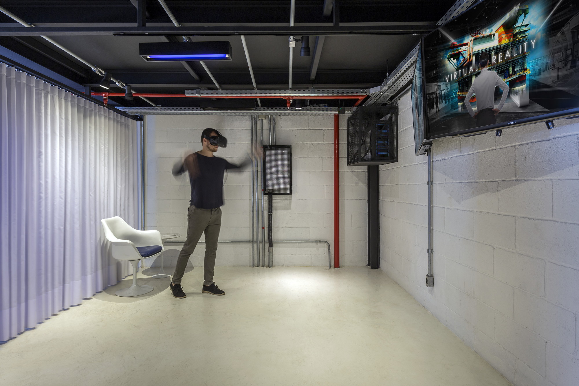 Galeria de VR Xperience / 1:1 arquitetura:design - 2