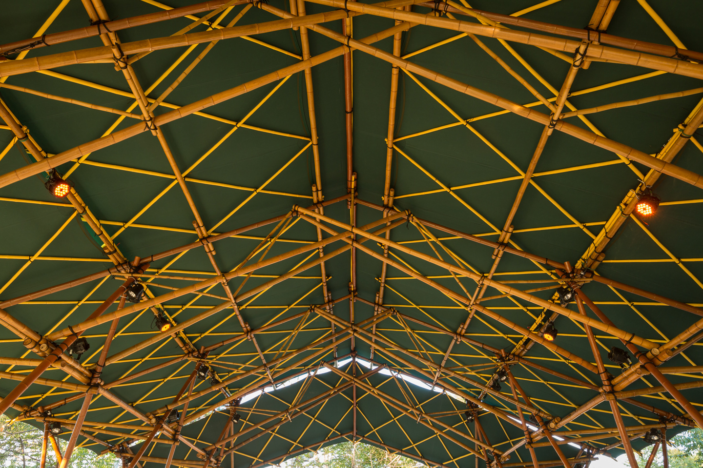 Gallery of Deployable Bamboo Structure Pavilion / Bambutec Design - 14