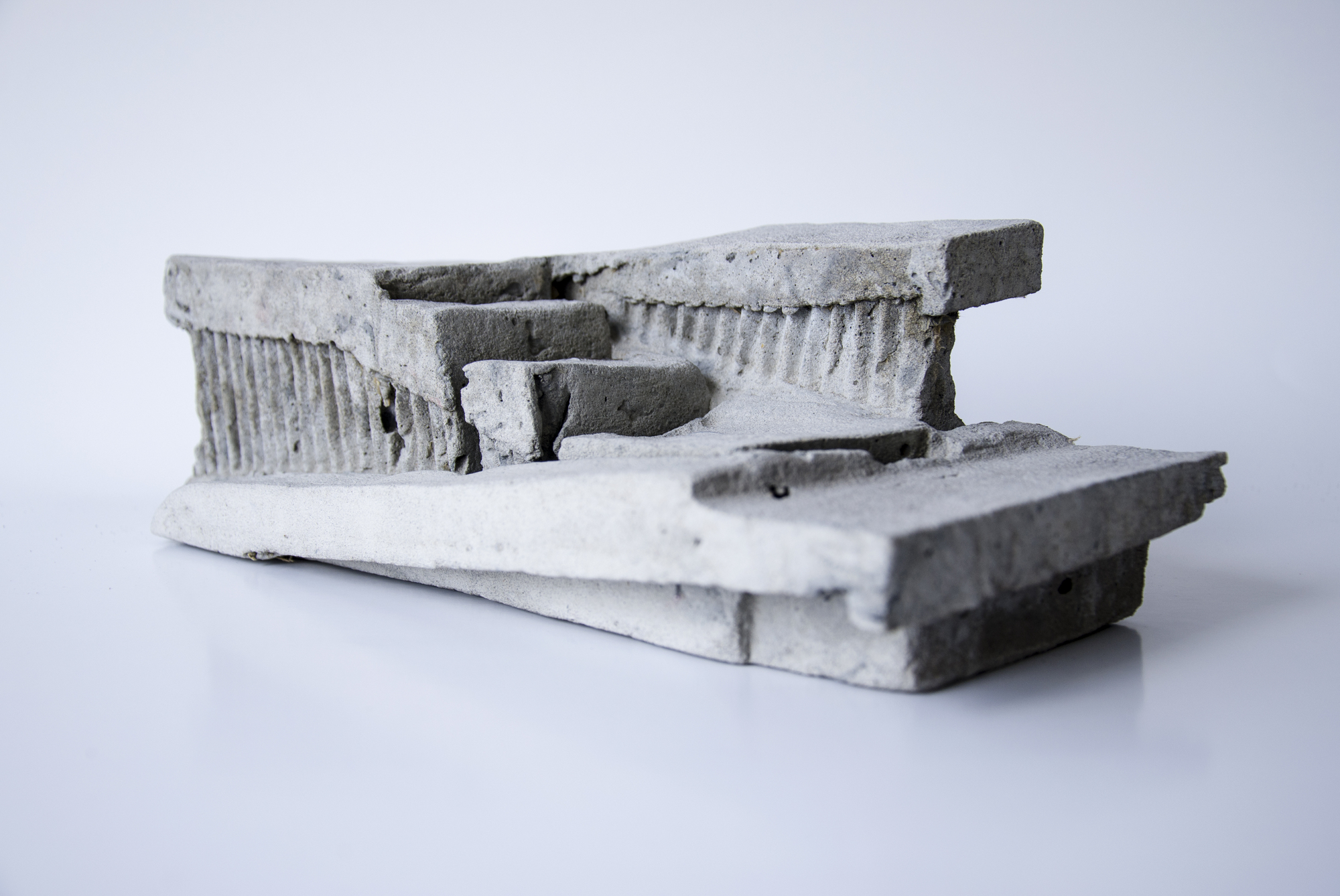 Gallery of Experimenting with Concrete Models: More Mass Doesn't Mean ...