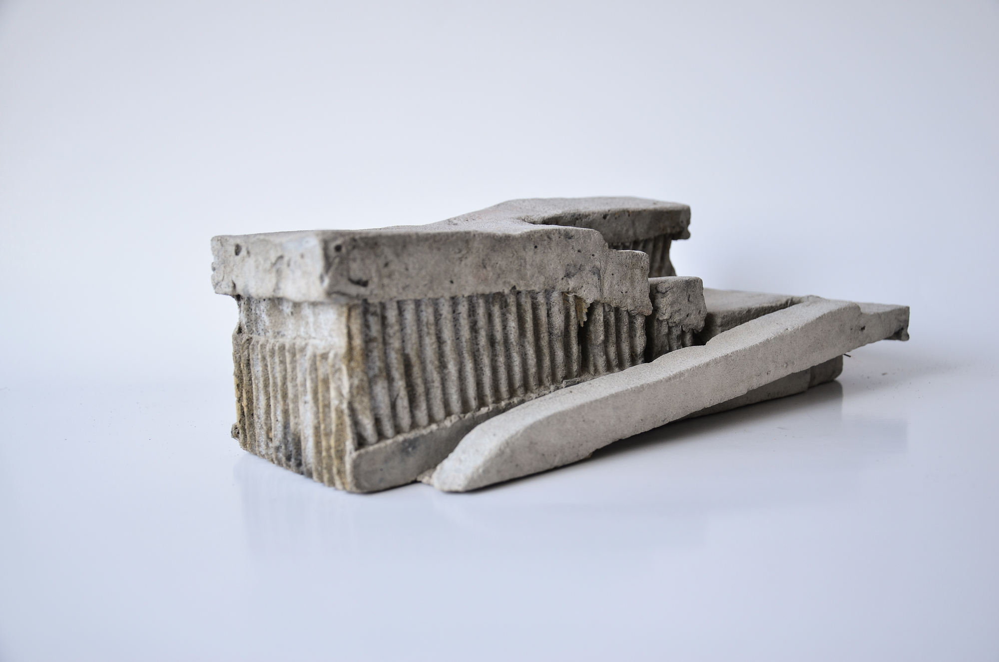 Gallery of Experimenting with Concrete Models: More Mass Doesn't Mean ...