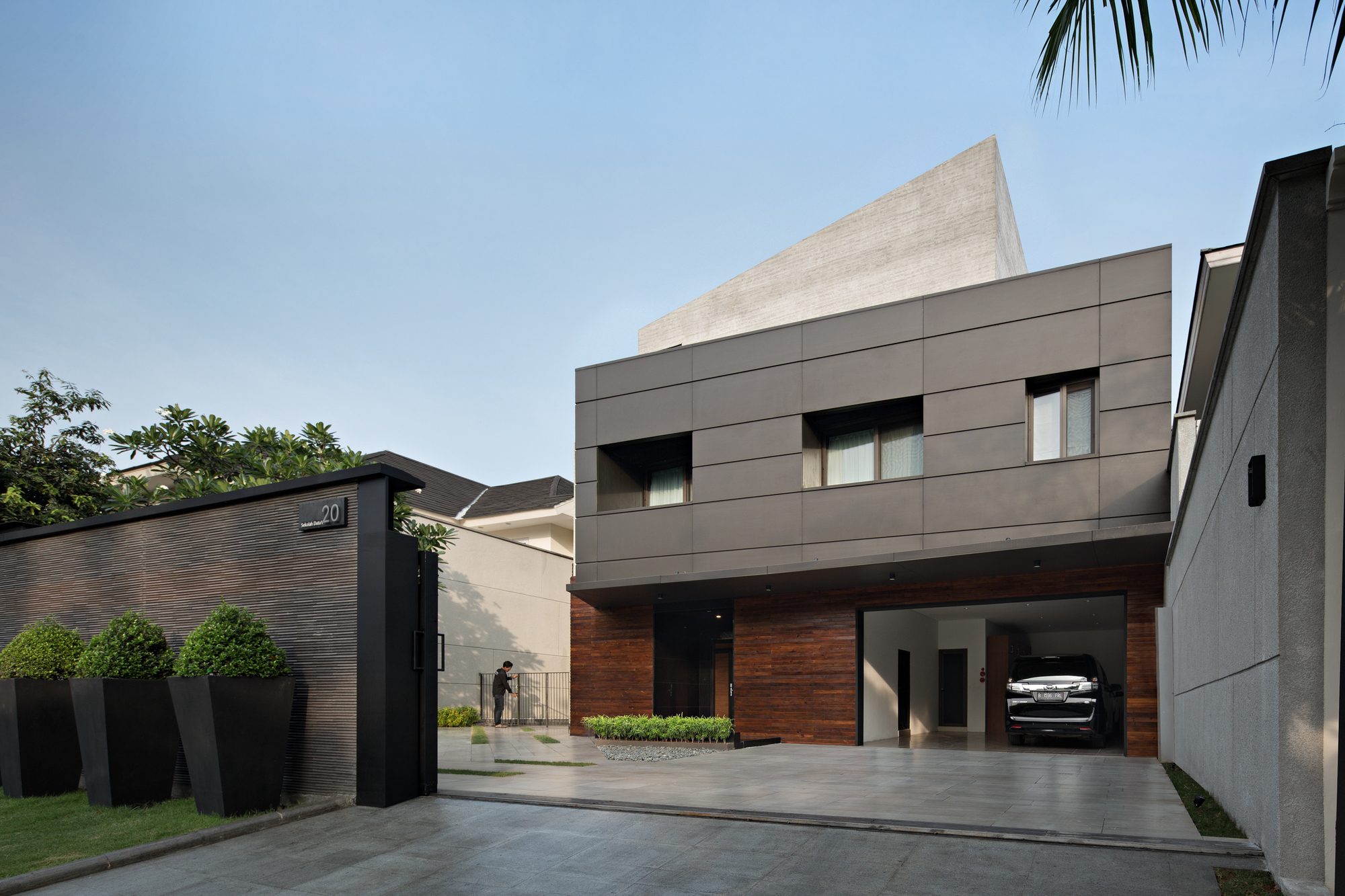 Gallery of J Residence / DK-LAB - 3