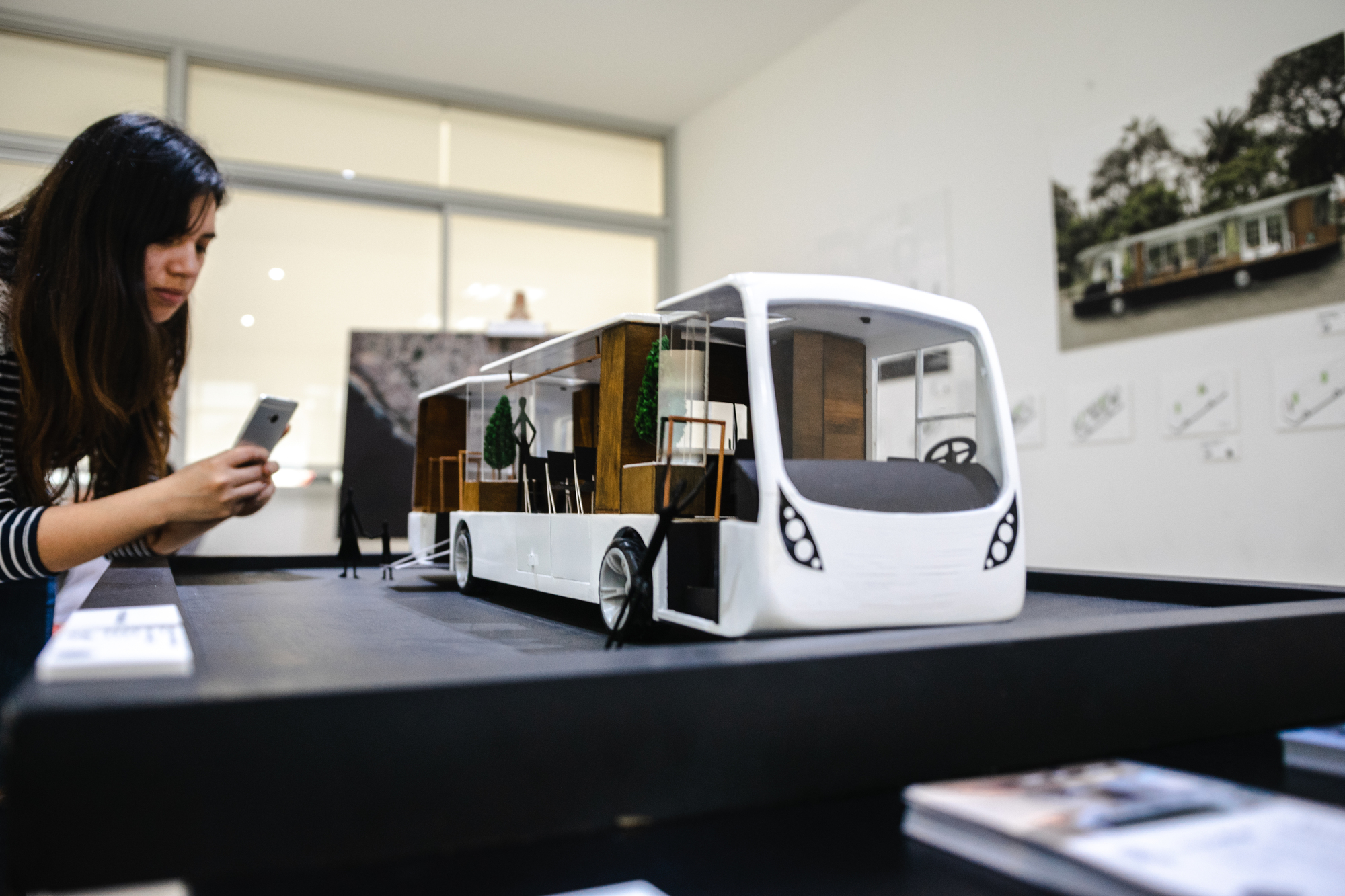 Galería de Exhibición: Barrio Móvil - Bus Multifuncional / Miraflores ...