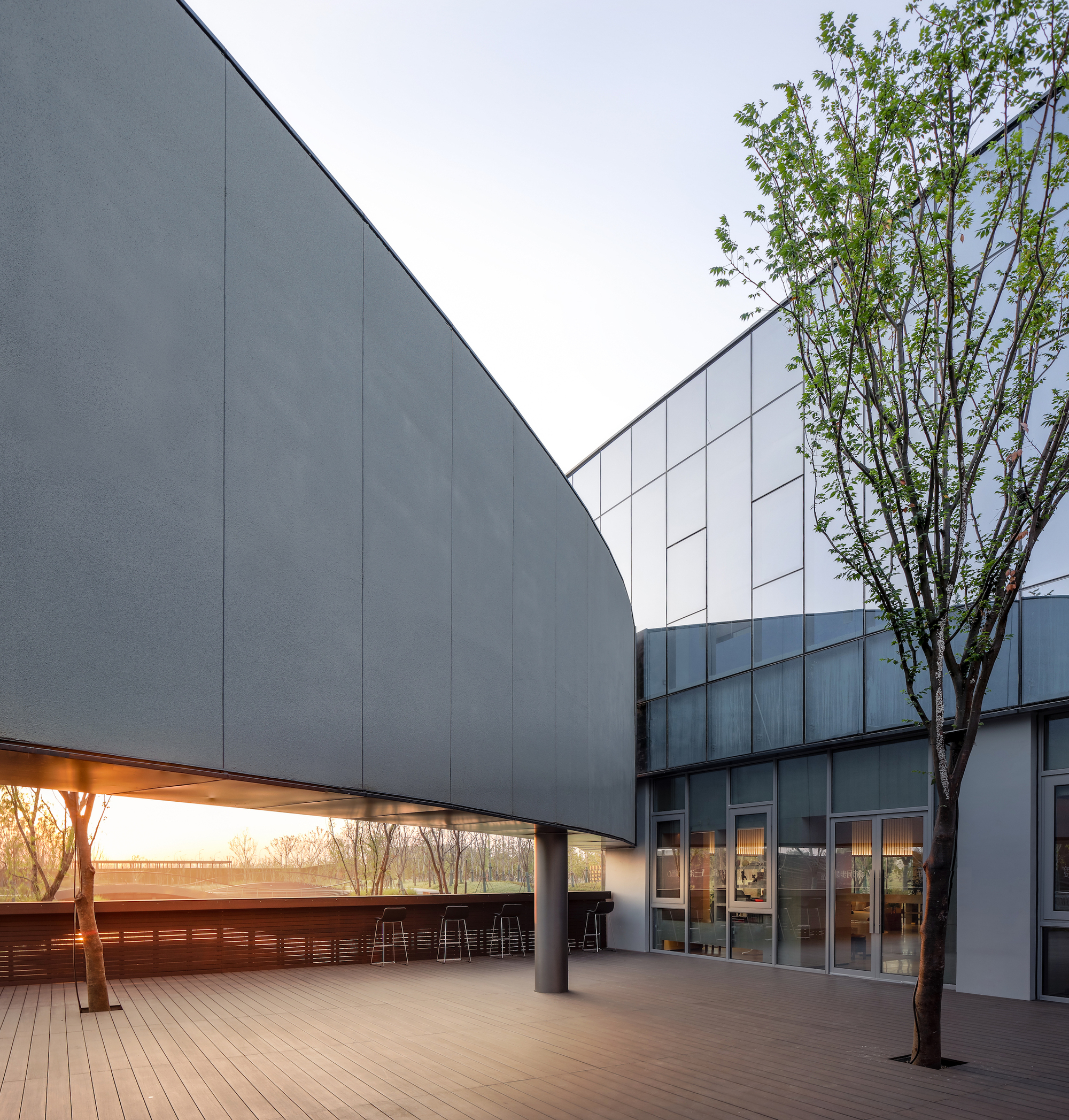 Gallery of HeFei Fei River Central Smart Garden Library / GEEDESIGN - 2