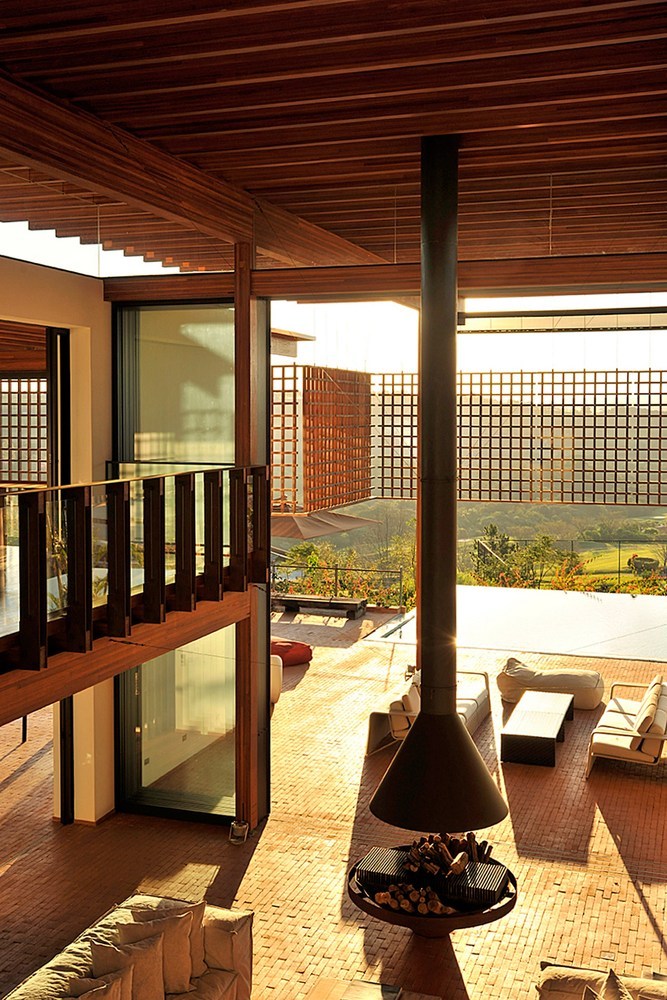 Gallery of Brazilian Houses: 20 Examples of Wood Design - 14