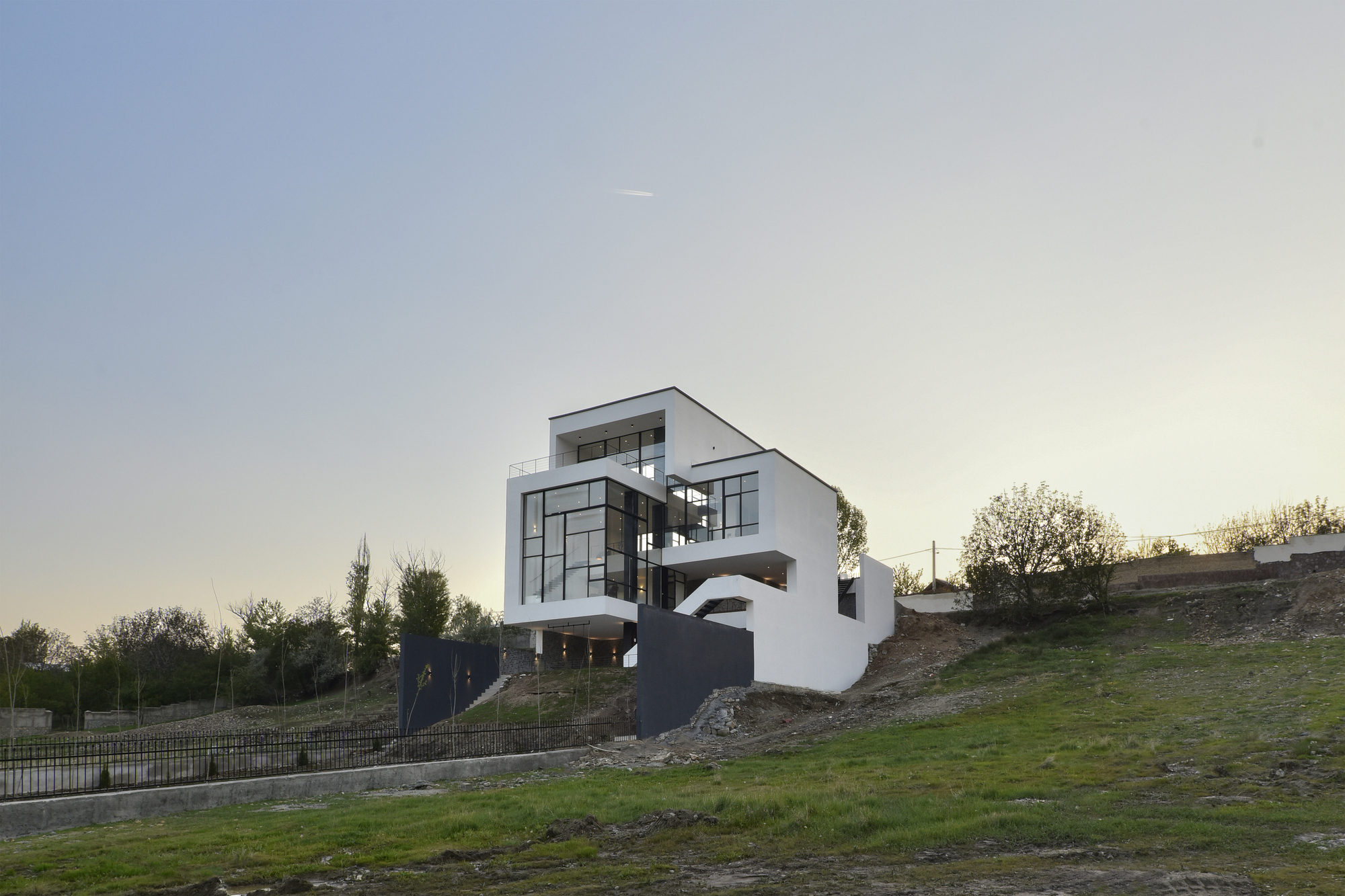 Gallery of Rudsār Villa / A1Architecture - 10