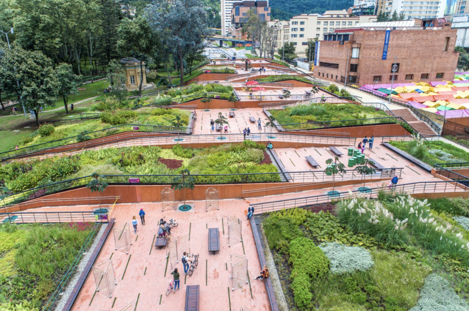 Galería de El orgullo y prejuicio del Parque Bicentenario de Bogotá - 3