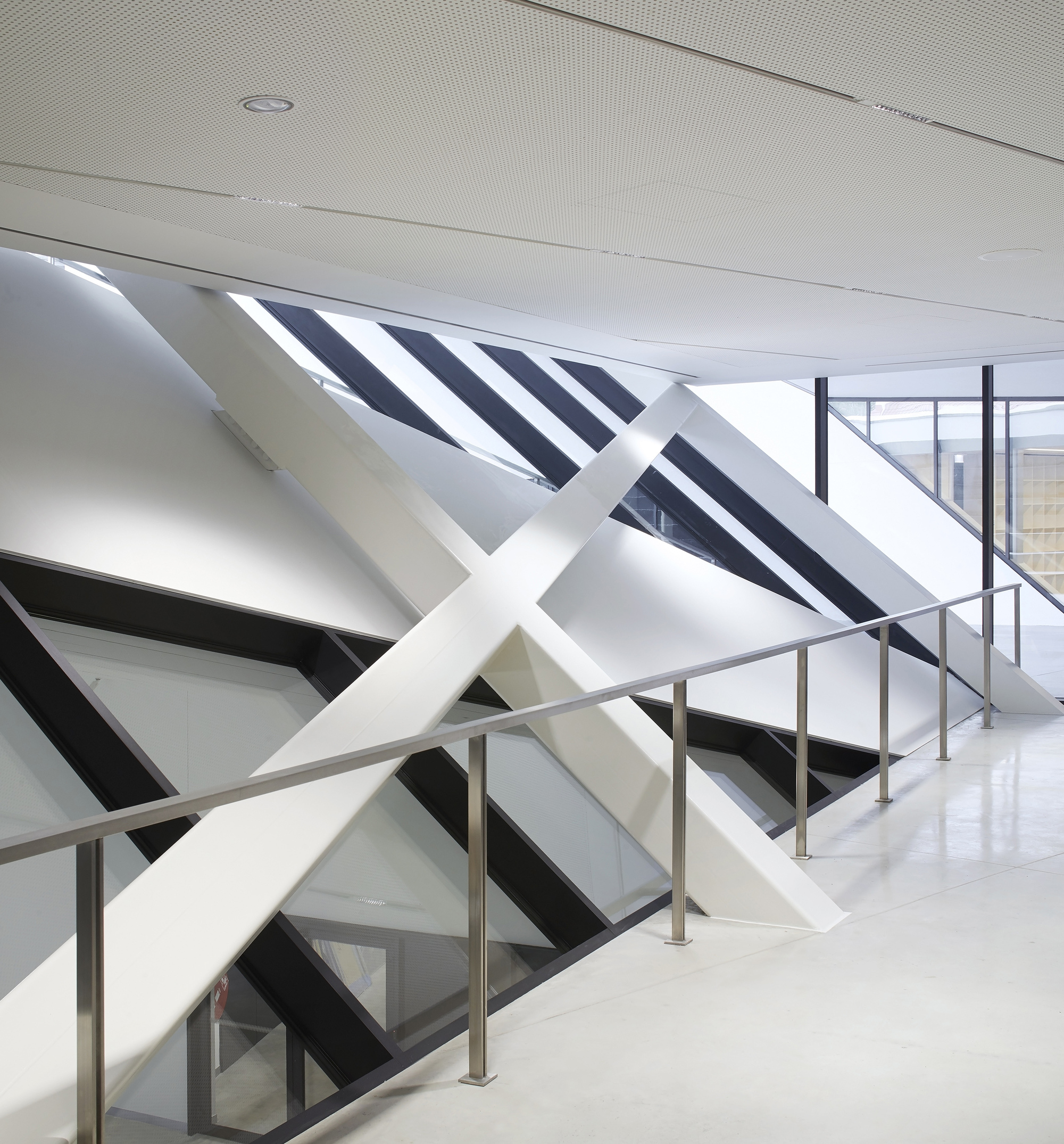 Gallery of MO Museum of Modern Art / Studio Libeskind - 2