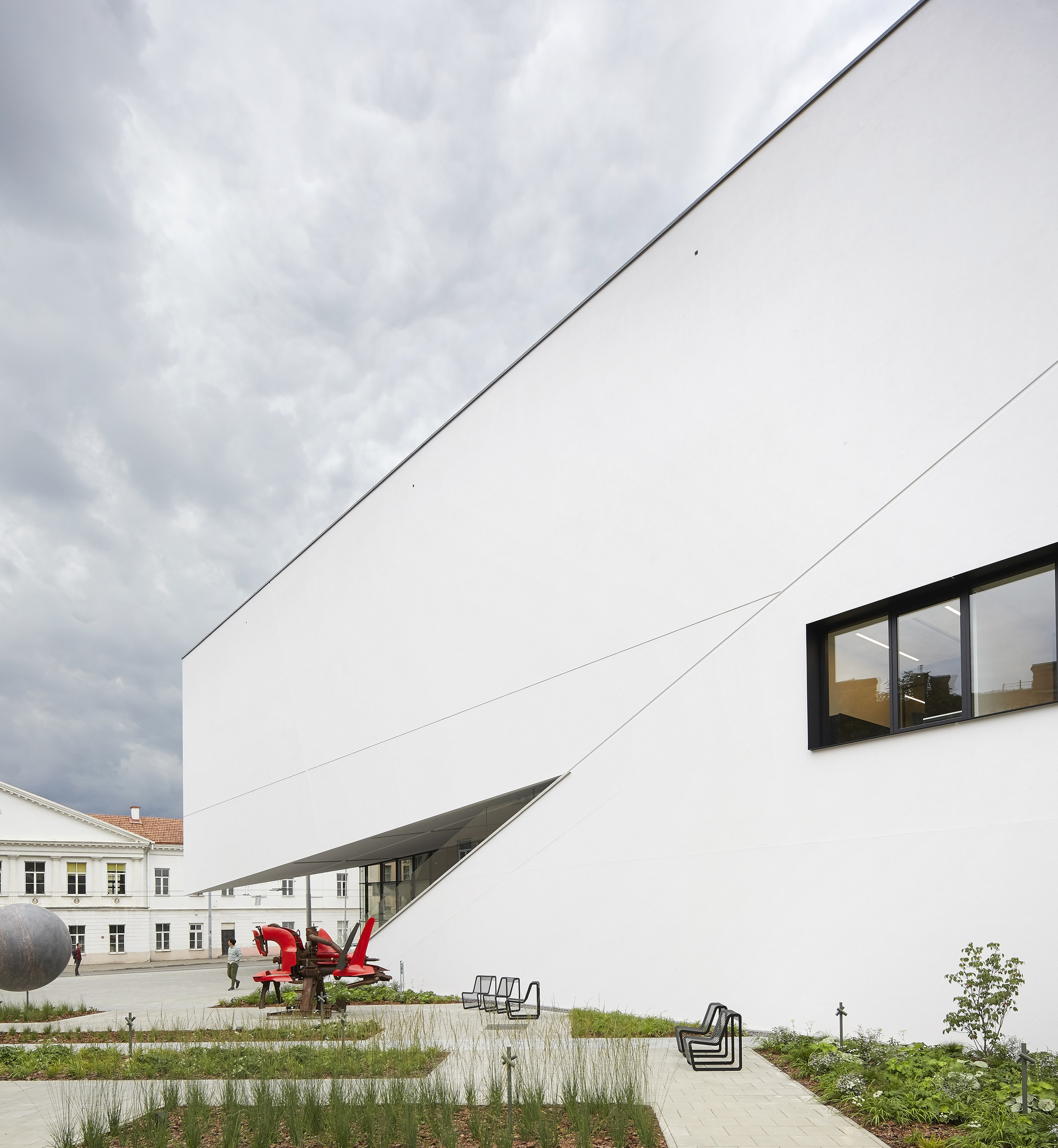 Gallery of MO Museum of Modern Art / Studio Libeskind - 23