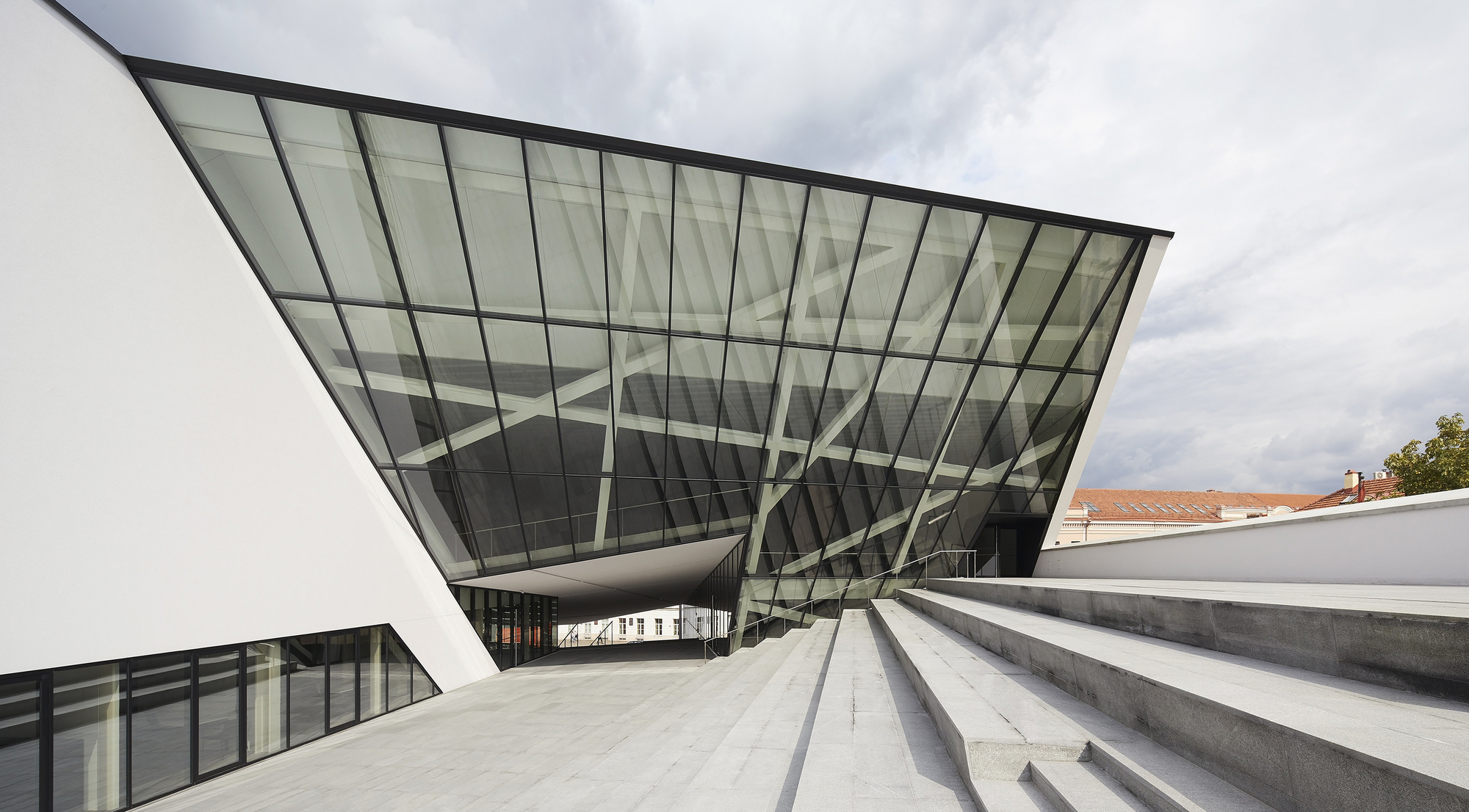 Gallery of MO Museum of Modern Art / Studio Libeskind - 4