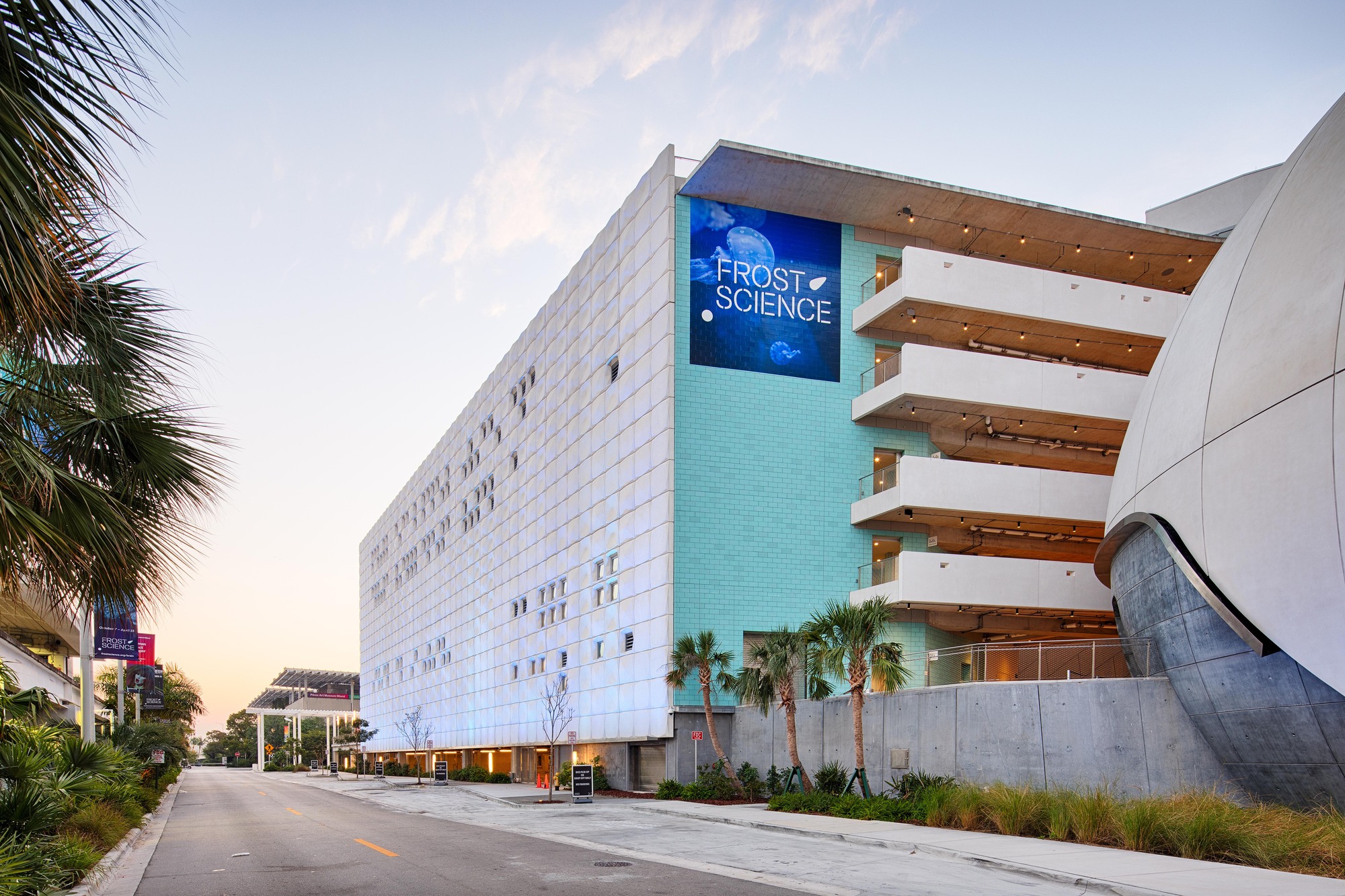 Gallery of Phillip and Patricia Frost Museum of Science / Grimshaw ...