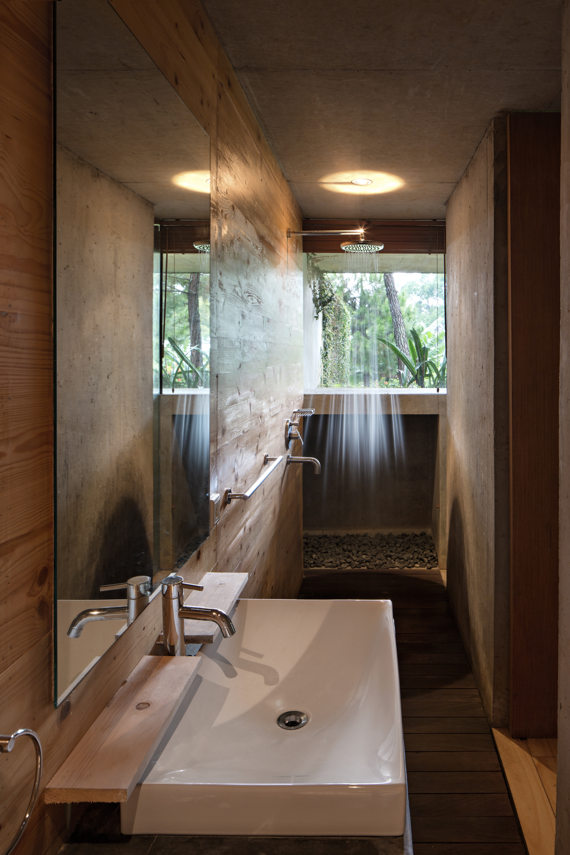Gallery of EH House / andramatin - 7