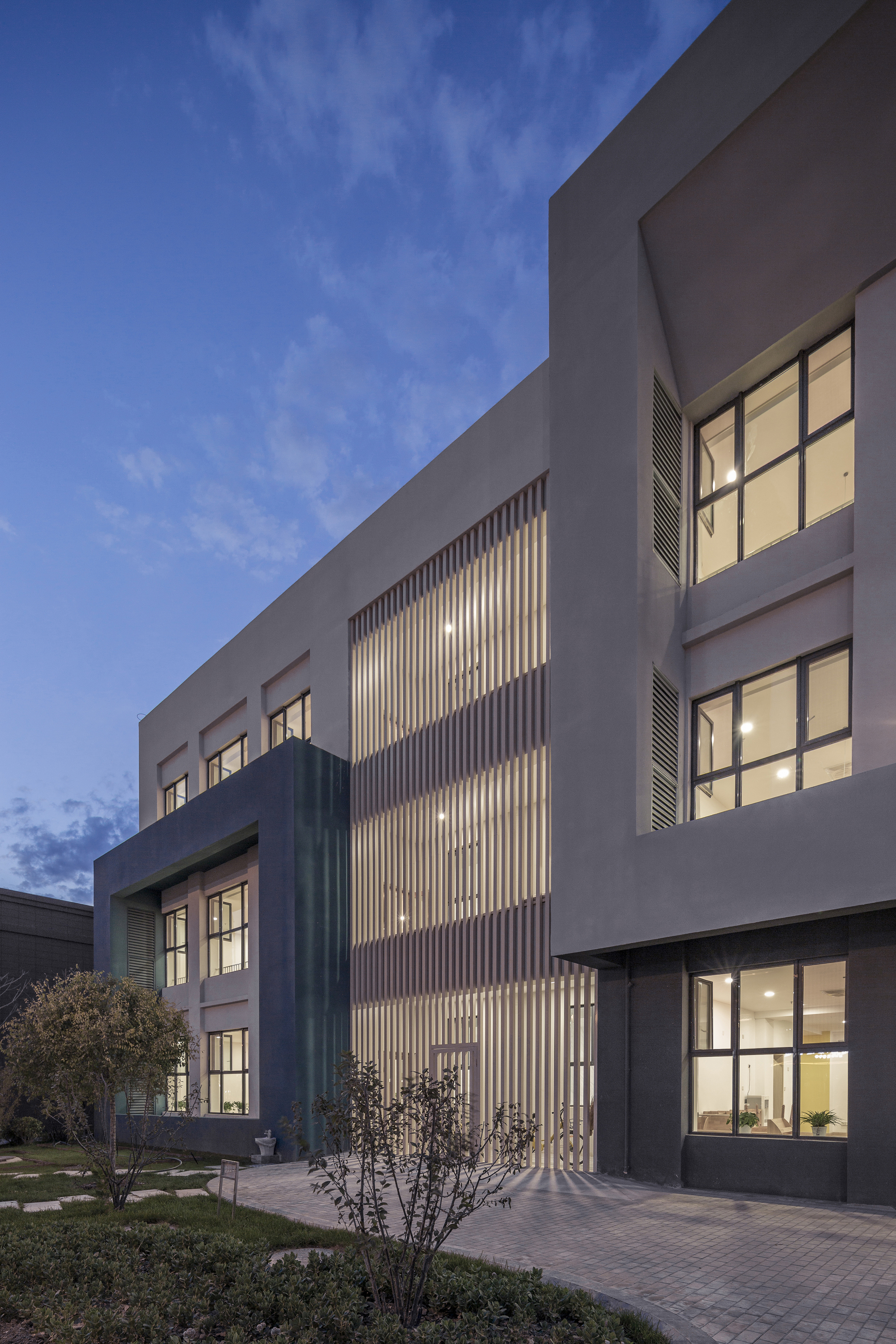 Gallery of Kornerstone International Academy / hyperStiy Architects - 14