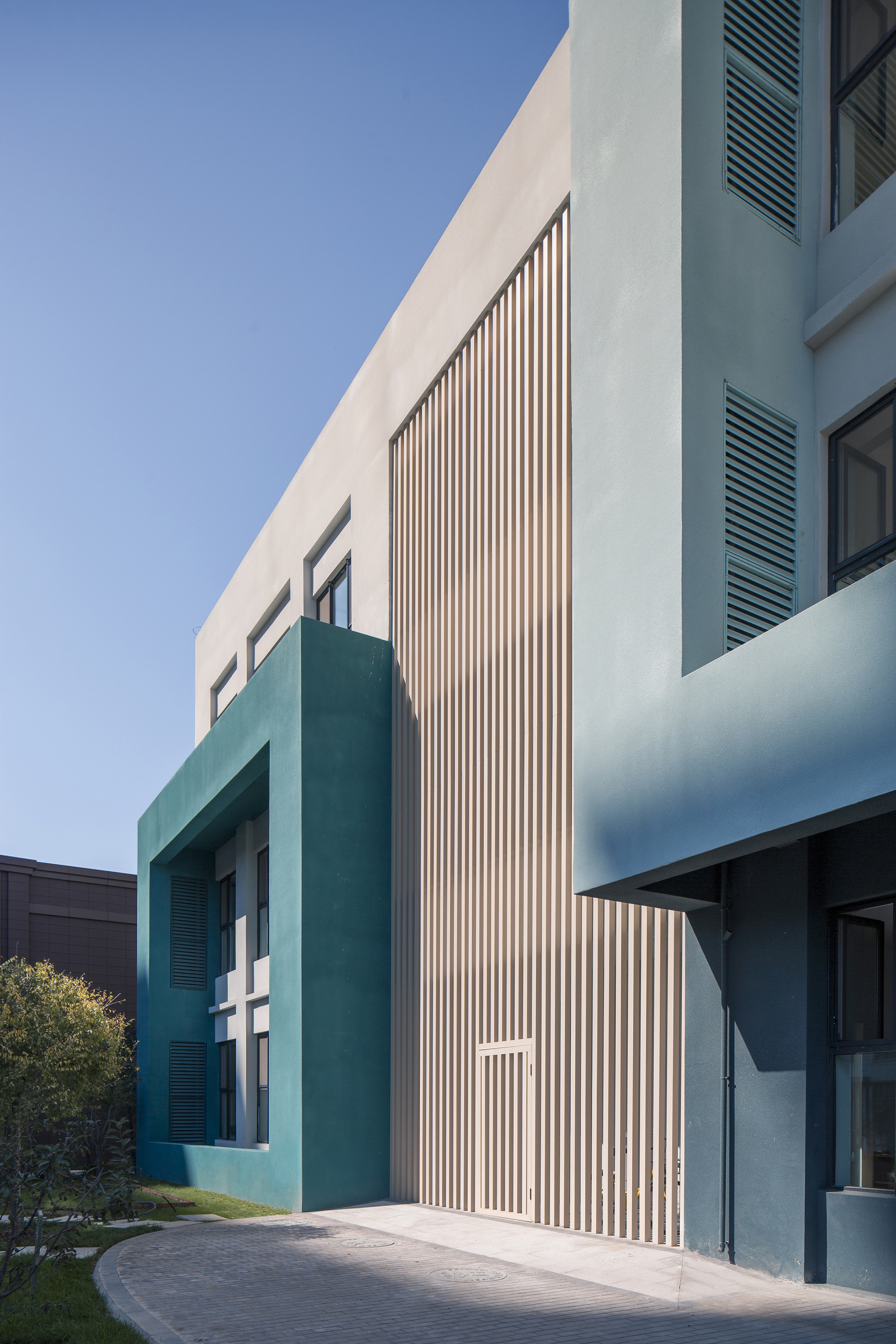 Gallery of Kornerstone International Academy / hyperStiy Architects - 26