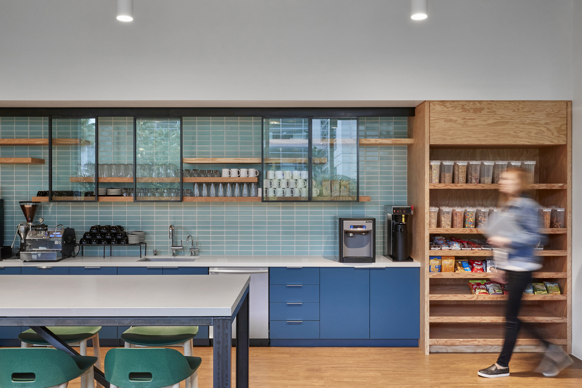 Gallery of Cisco Meraki / Studio O+A - 10