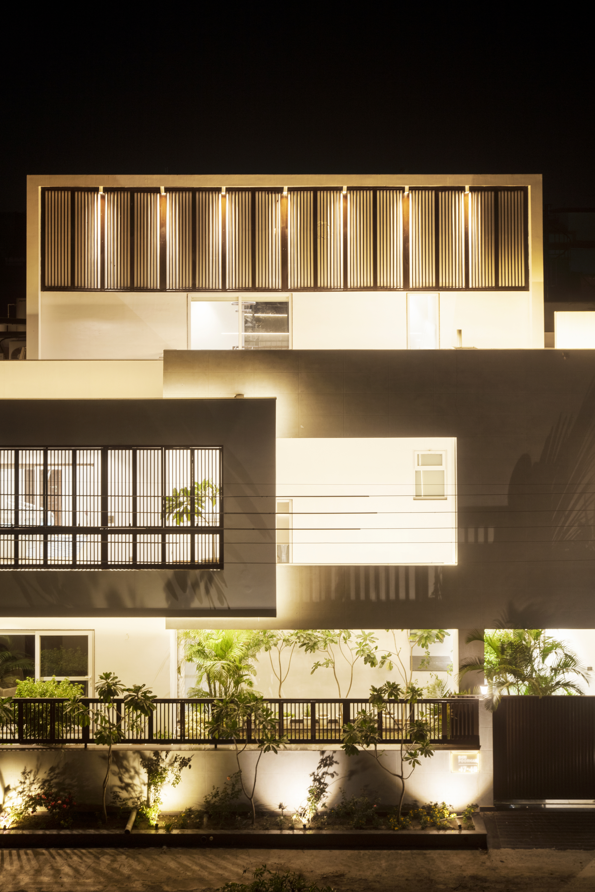 Galería de Casa Forma / Renesa Architecture Design Interiors Studio - 3