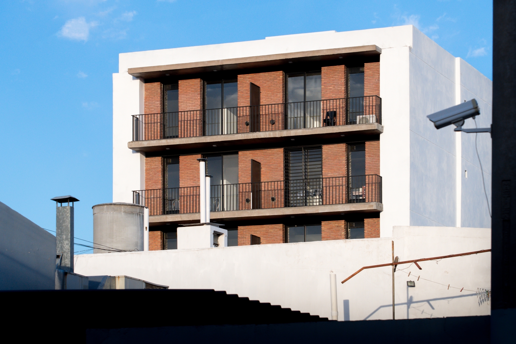 Gallery of NANZER Building / V + Arquitectura - 20