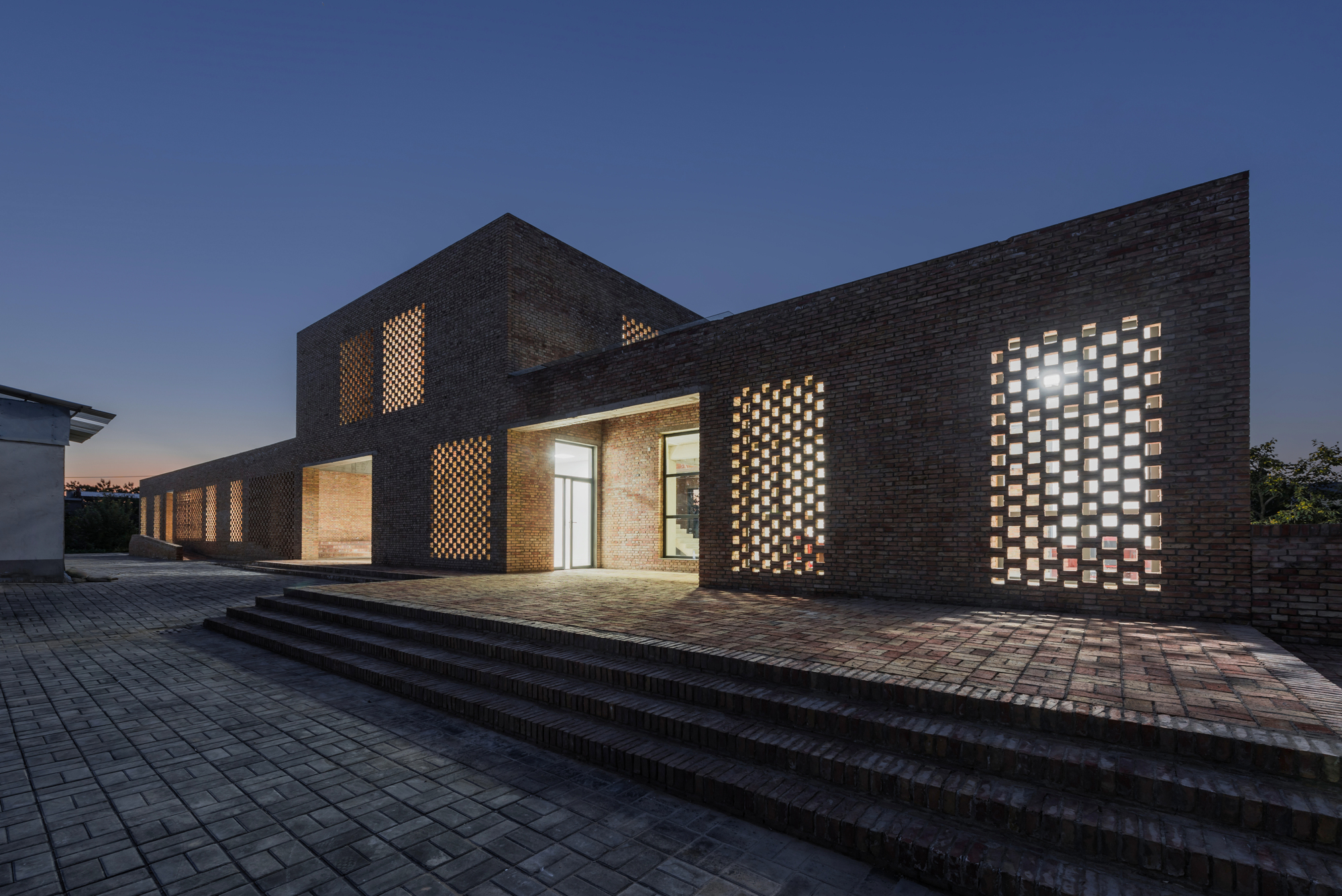 Gallery of Village Center in Sanhe / Wall Architects of XAUAT - 2