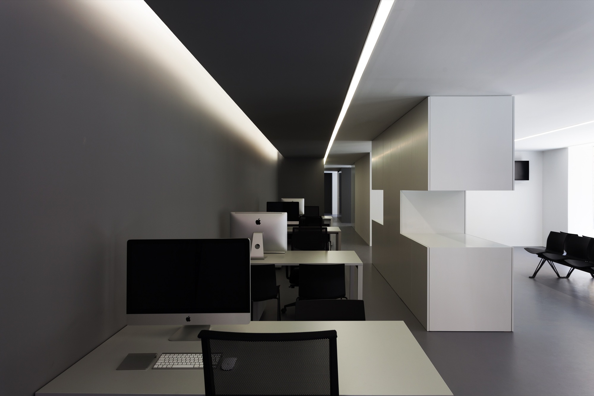 Gallery of OAV Offices / Fran Silvestre Arquitectos - 4