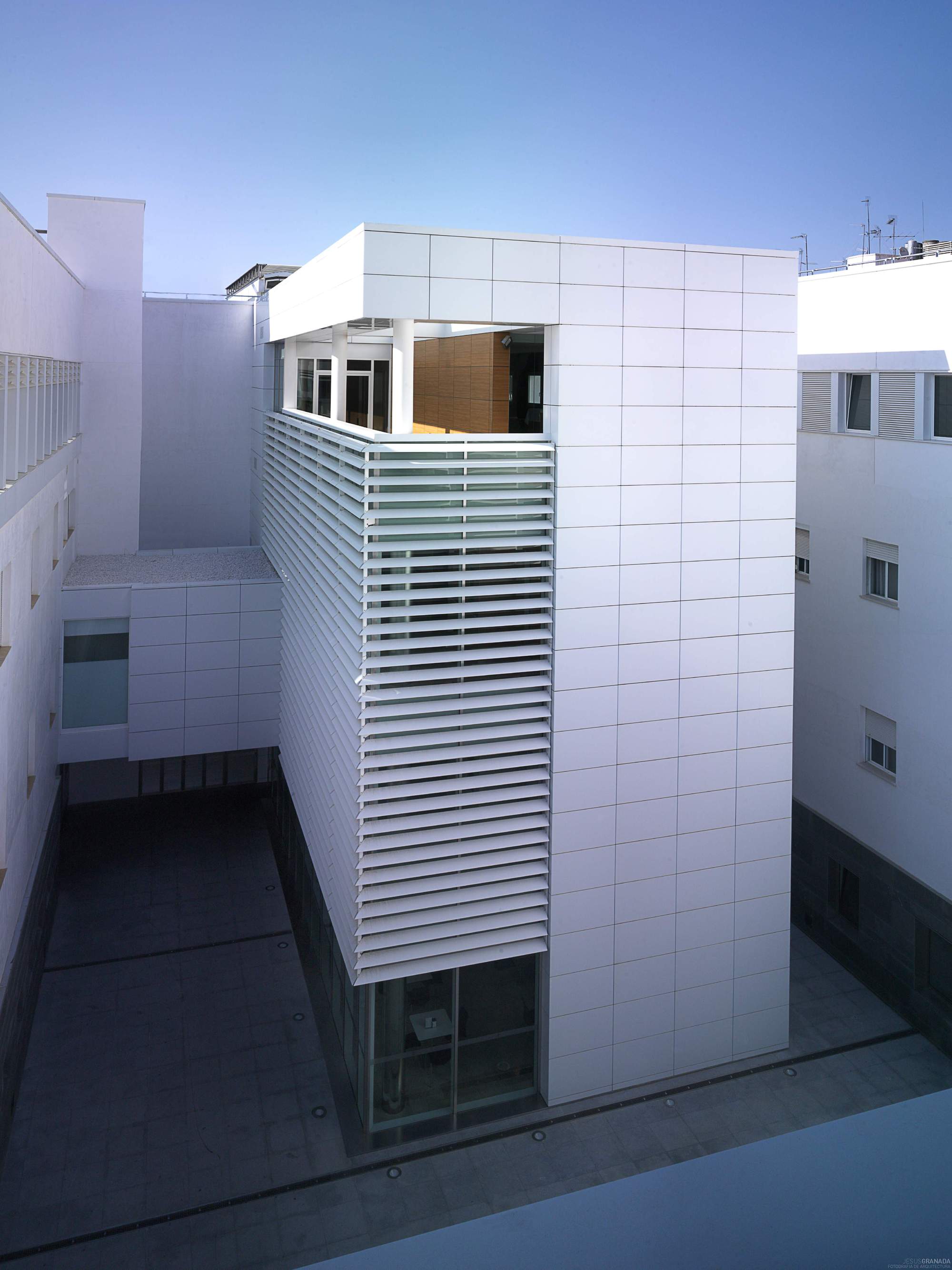 Gallery of Infanta Luisa Hospital / Miguel Blázquez Arquitectos - 9