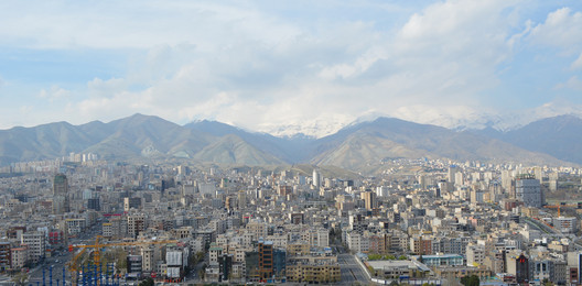In Tehran, Design Principles of American Suburbia Unexpectedly Persist ...