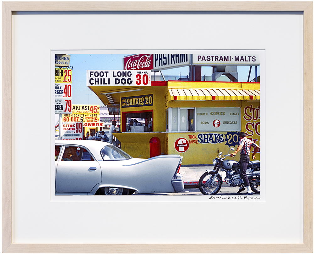 Galería de Denise Scott Brown presenta muestra fotográfica en Nueva ...