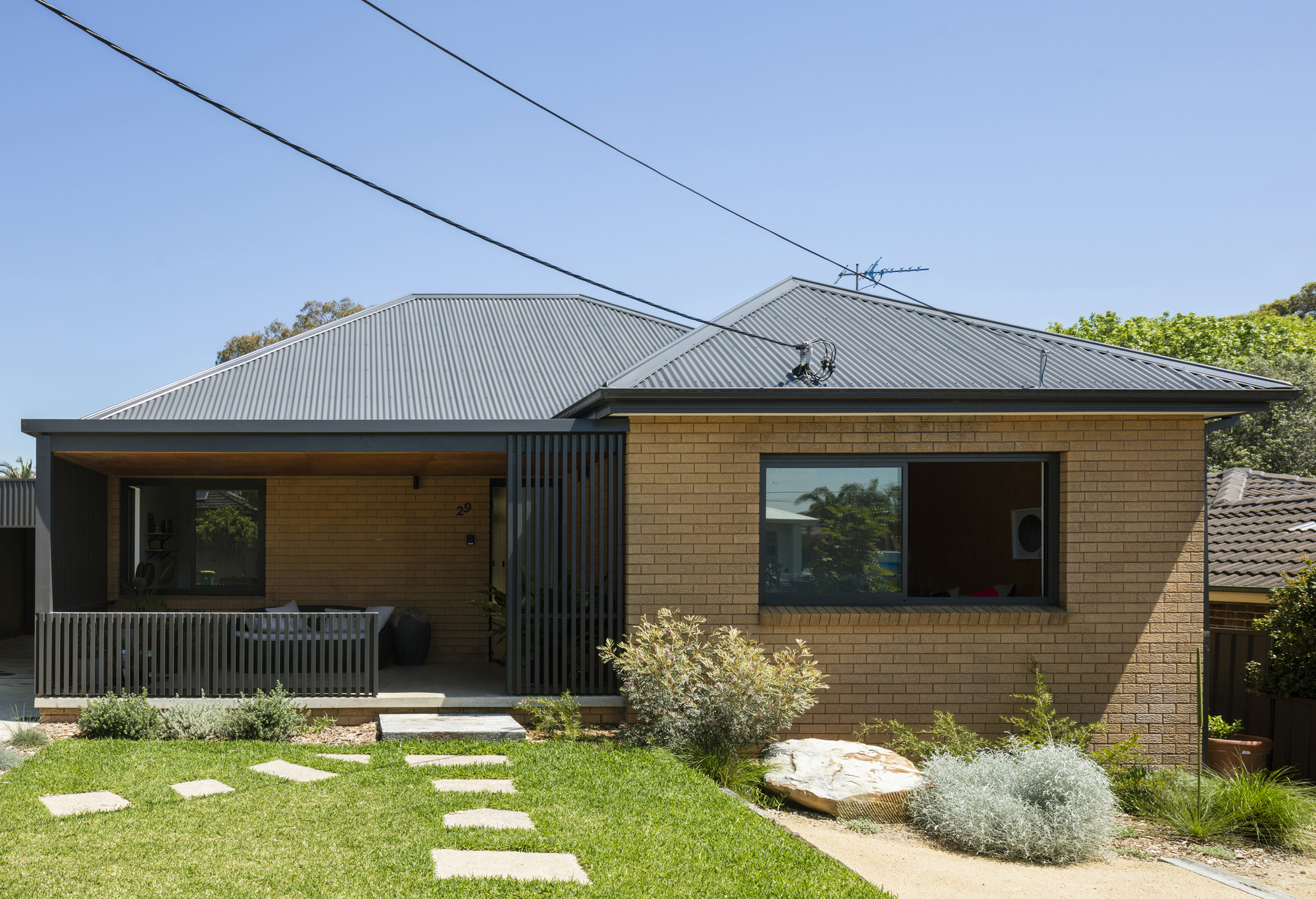 Gallery of Binary House / Christopher Polly Architect - 28