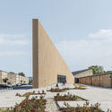 Biblioteca e Casa de Cultura Tingbjerg / Cobe | ArchDaily Brasil