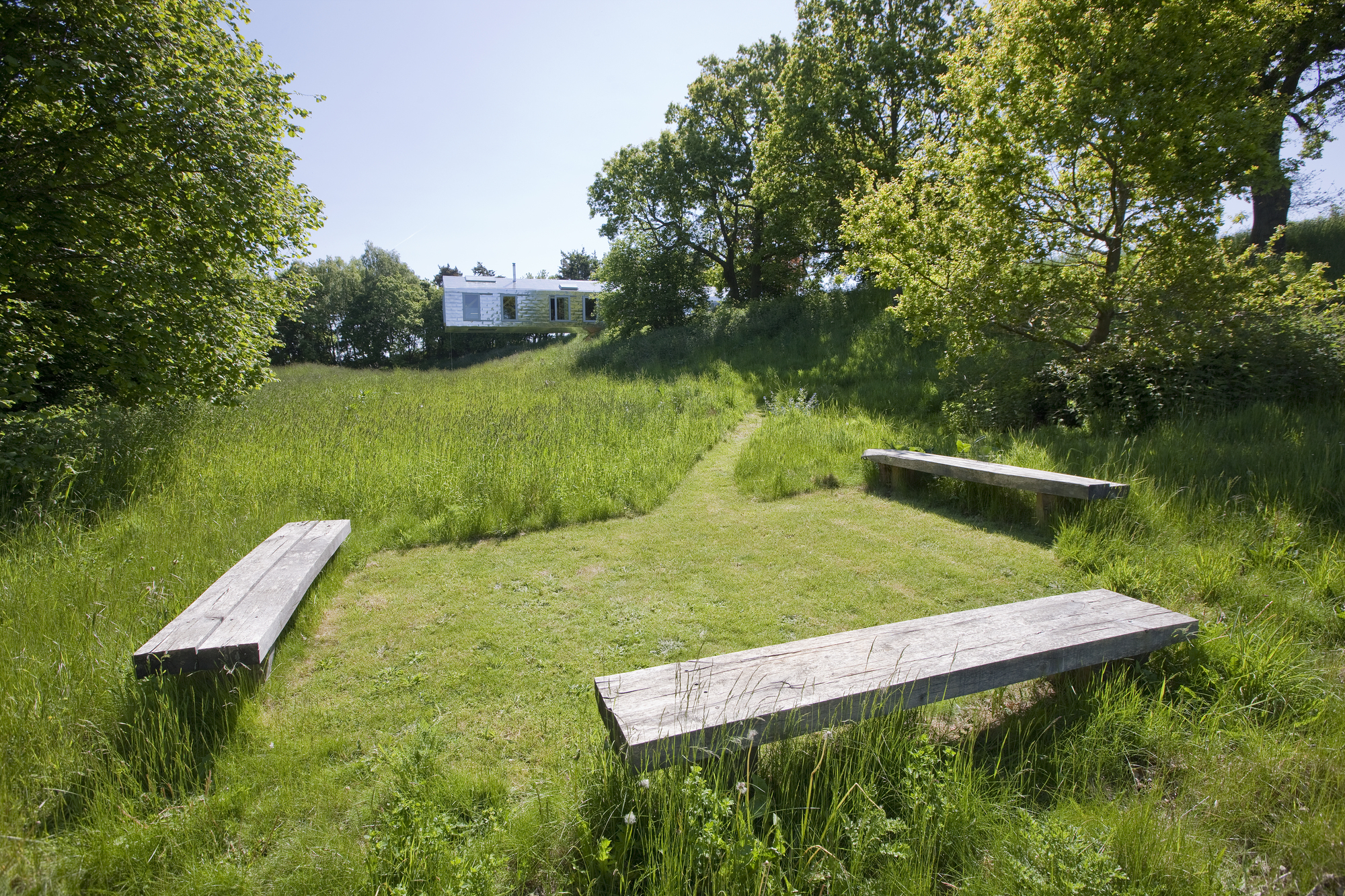 Gallery of Cynical Optimism Links the Homes of Alain de Botton's Living ...