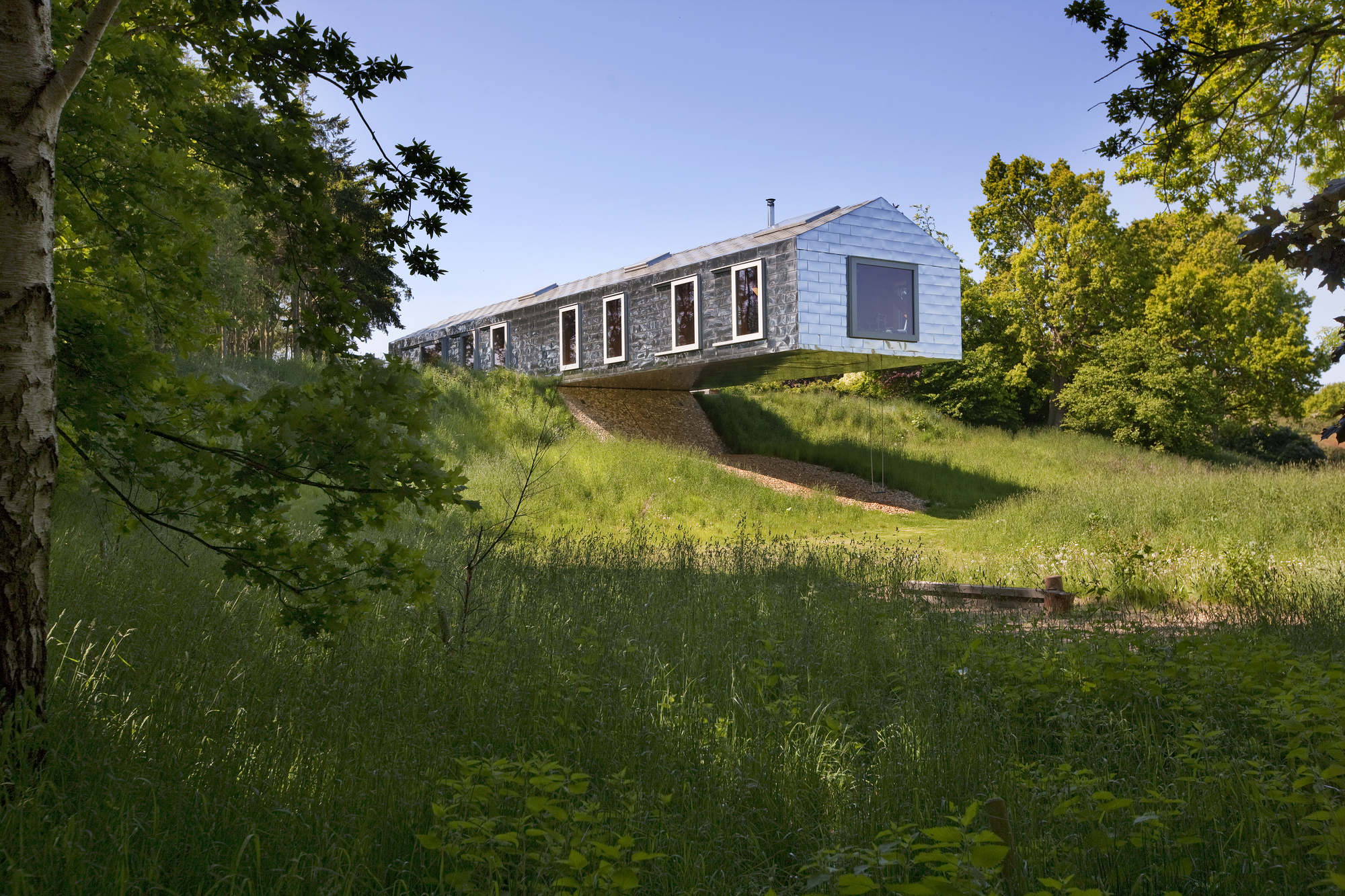 Gallery of Cynical Optimism Links the Homes of Alain de Botton's Living ...