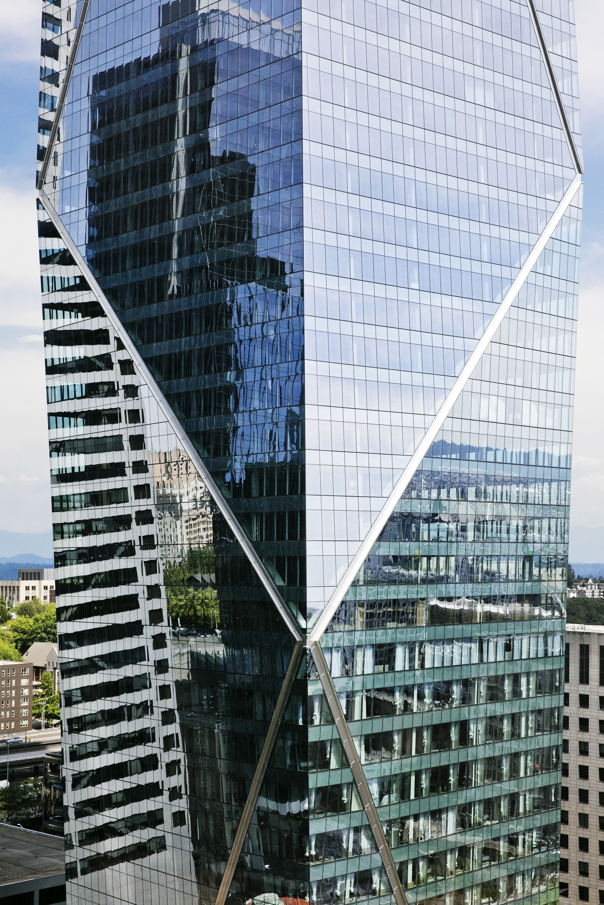 Gallery of The Mark / ZGF Architects - 14