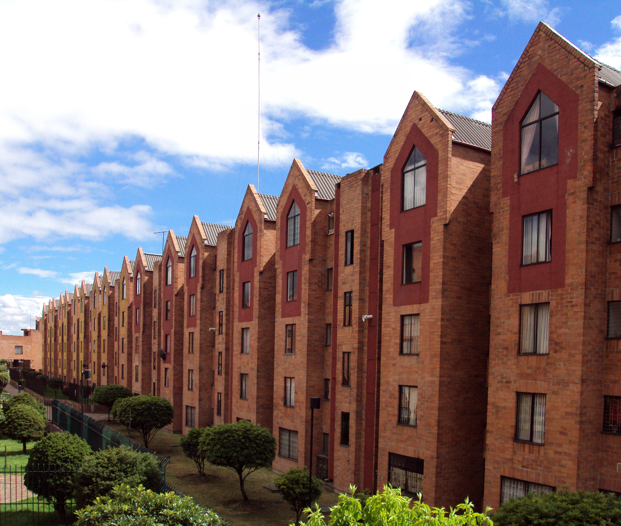 Gallery of 15 Colombian Projects Pushing the Brick Envelope - 8