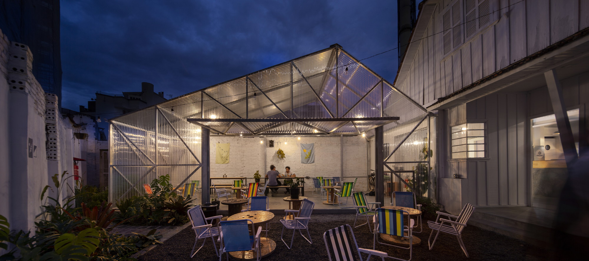 Galeria de Jambu Bar Jardim / Arquea Arquitetos - 9