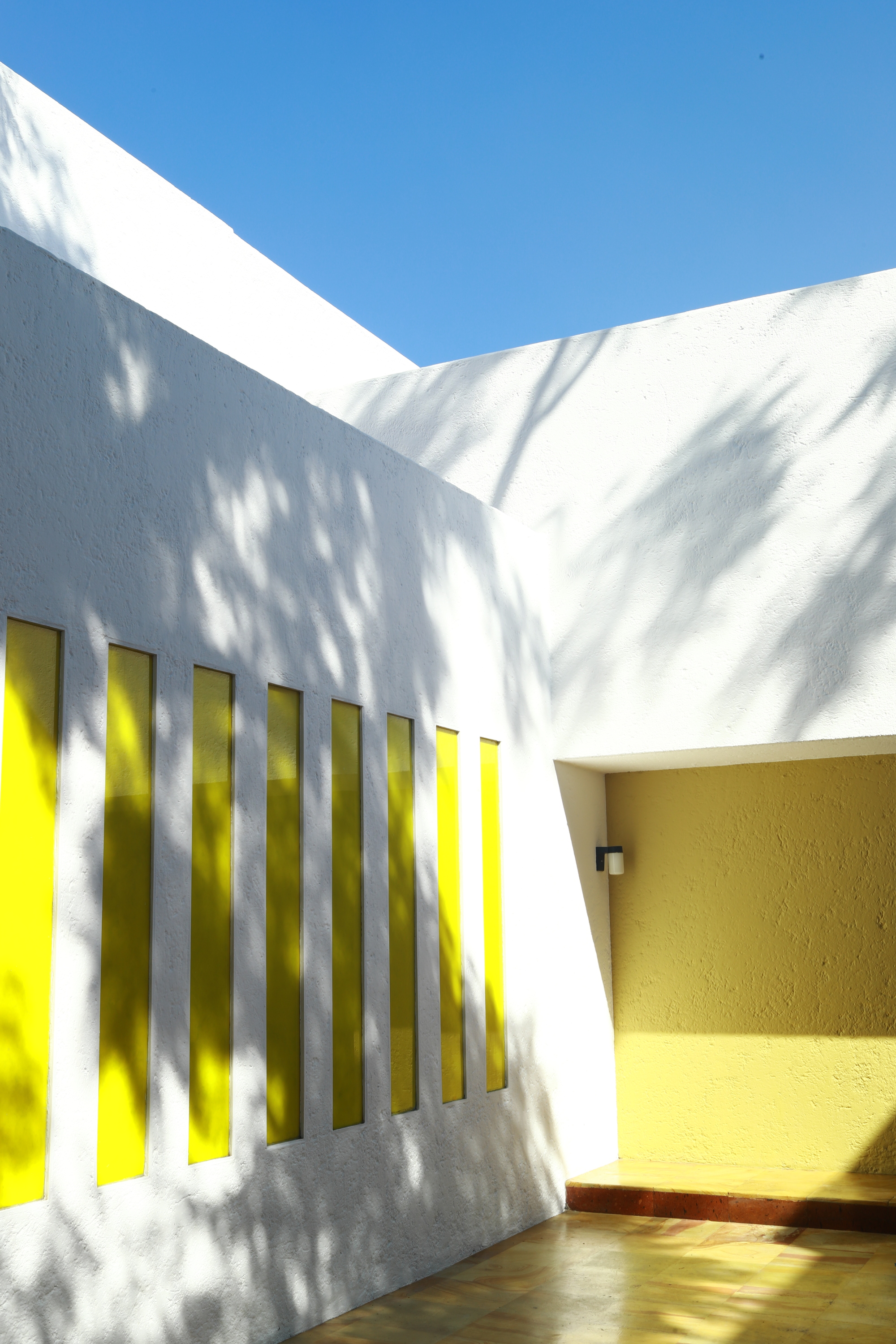 Gallery of Architecture Classics: Gilardi House / Luis Barragán - 16