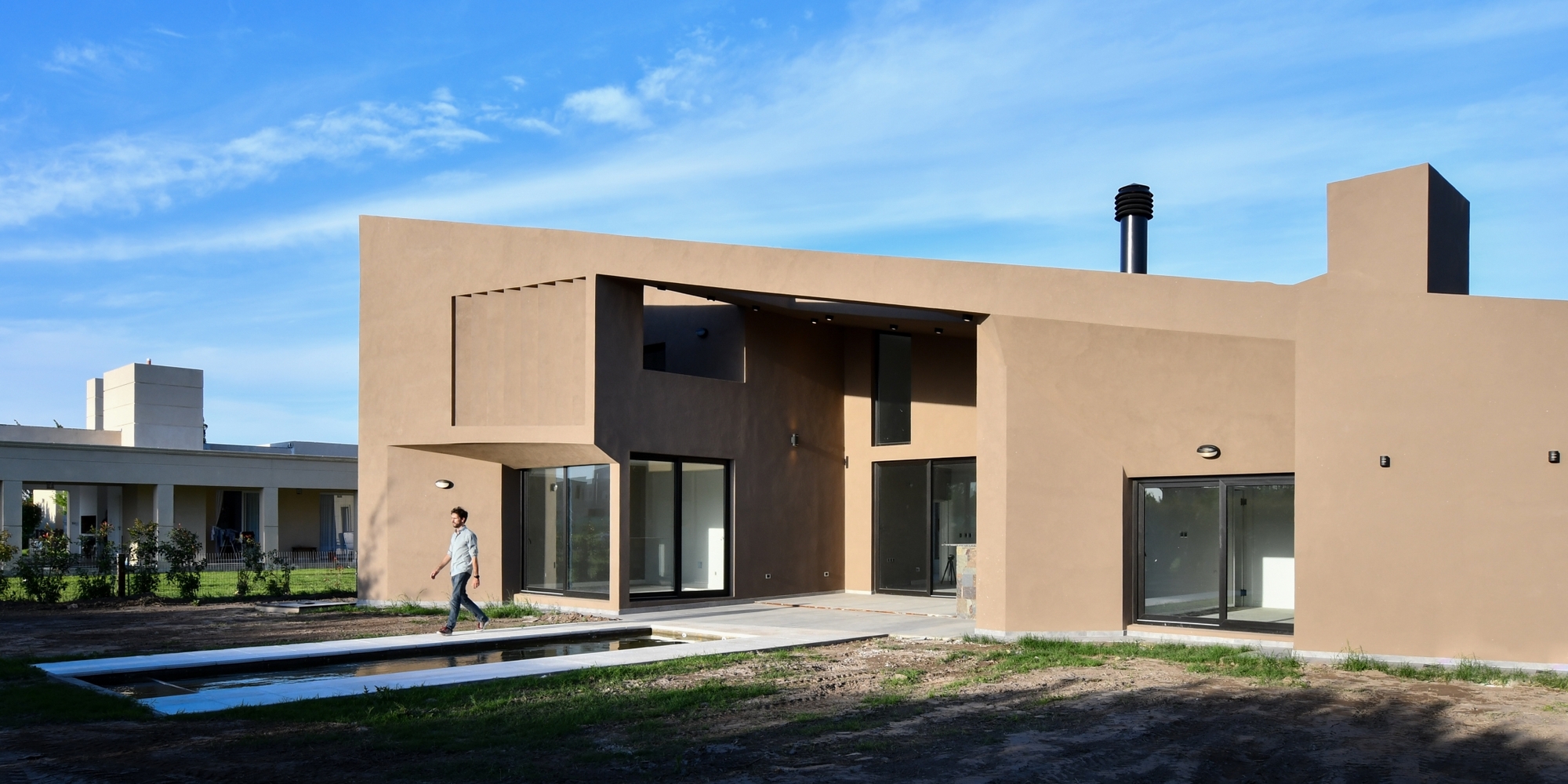 Gallery of One Roof House / Ambroggio arquitectos - 20